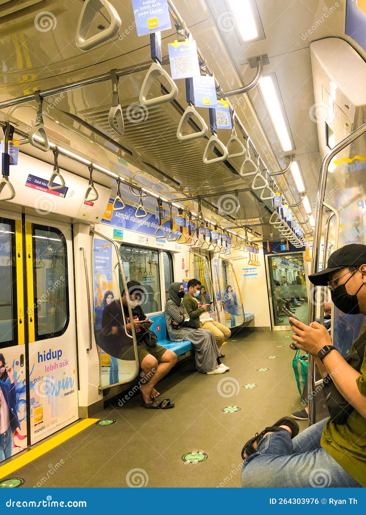 Train MRT in jarkata city editorial photo. Image of train - 264303976