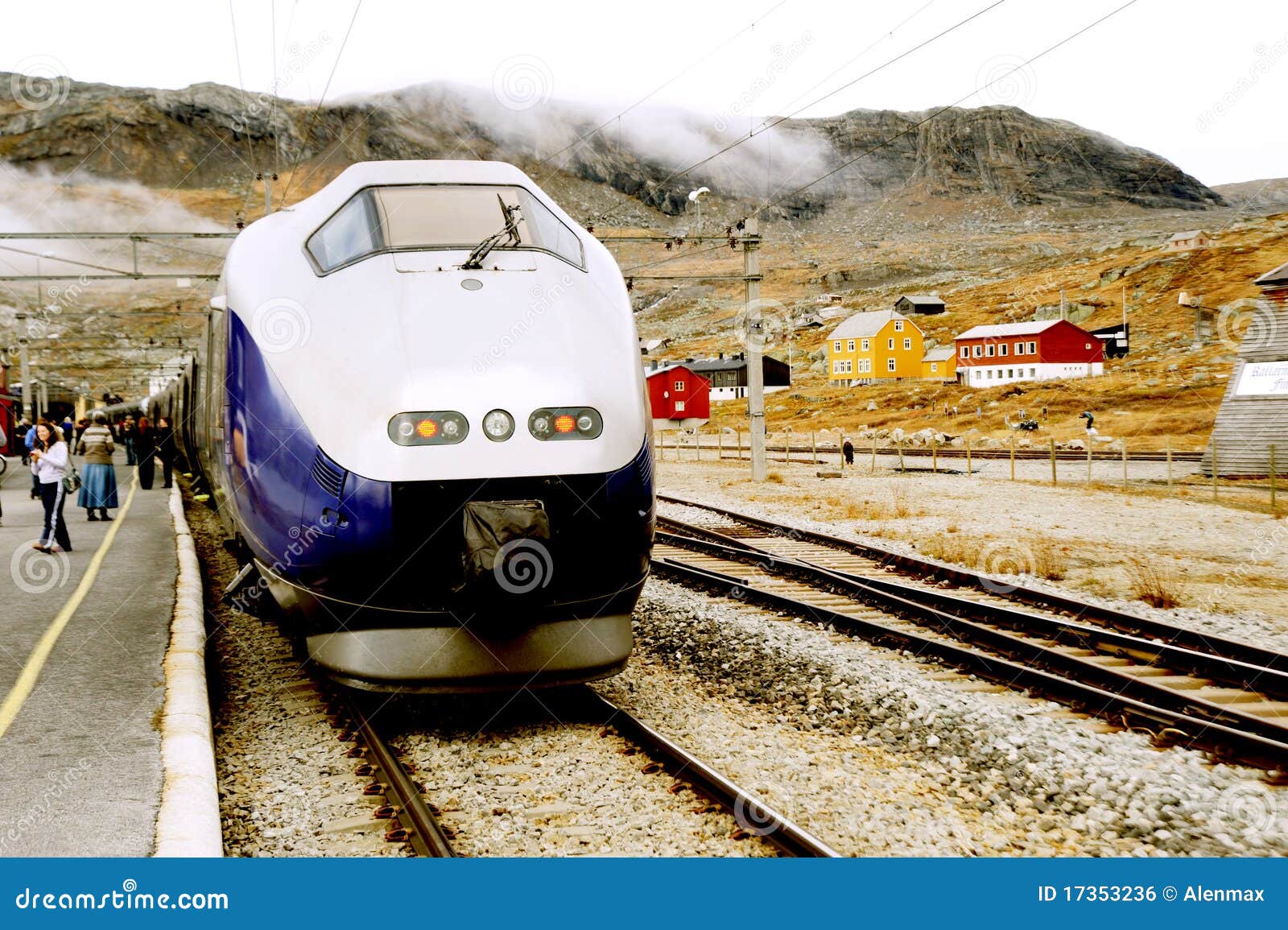 Train in Norway stock photo. Image of move, europe, north - 17353236