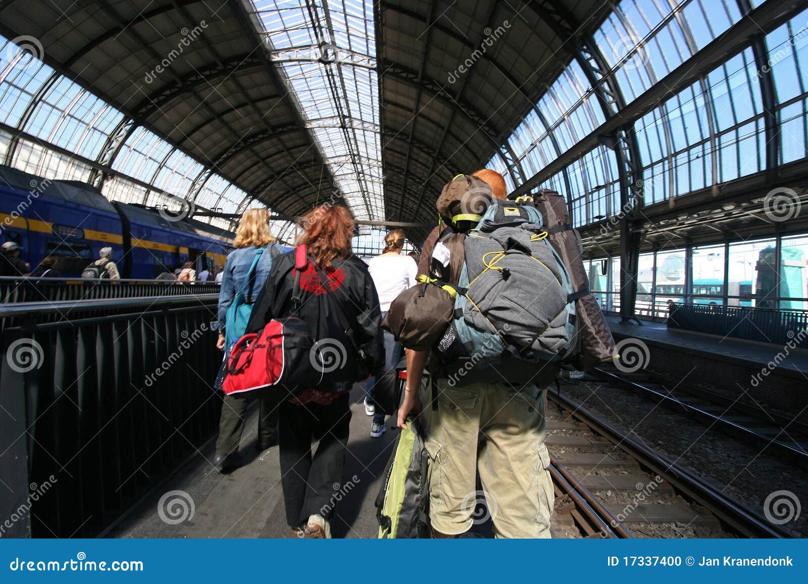 Train Passengers editorial image. Image of platform, tour - 17337400