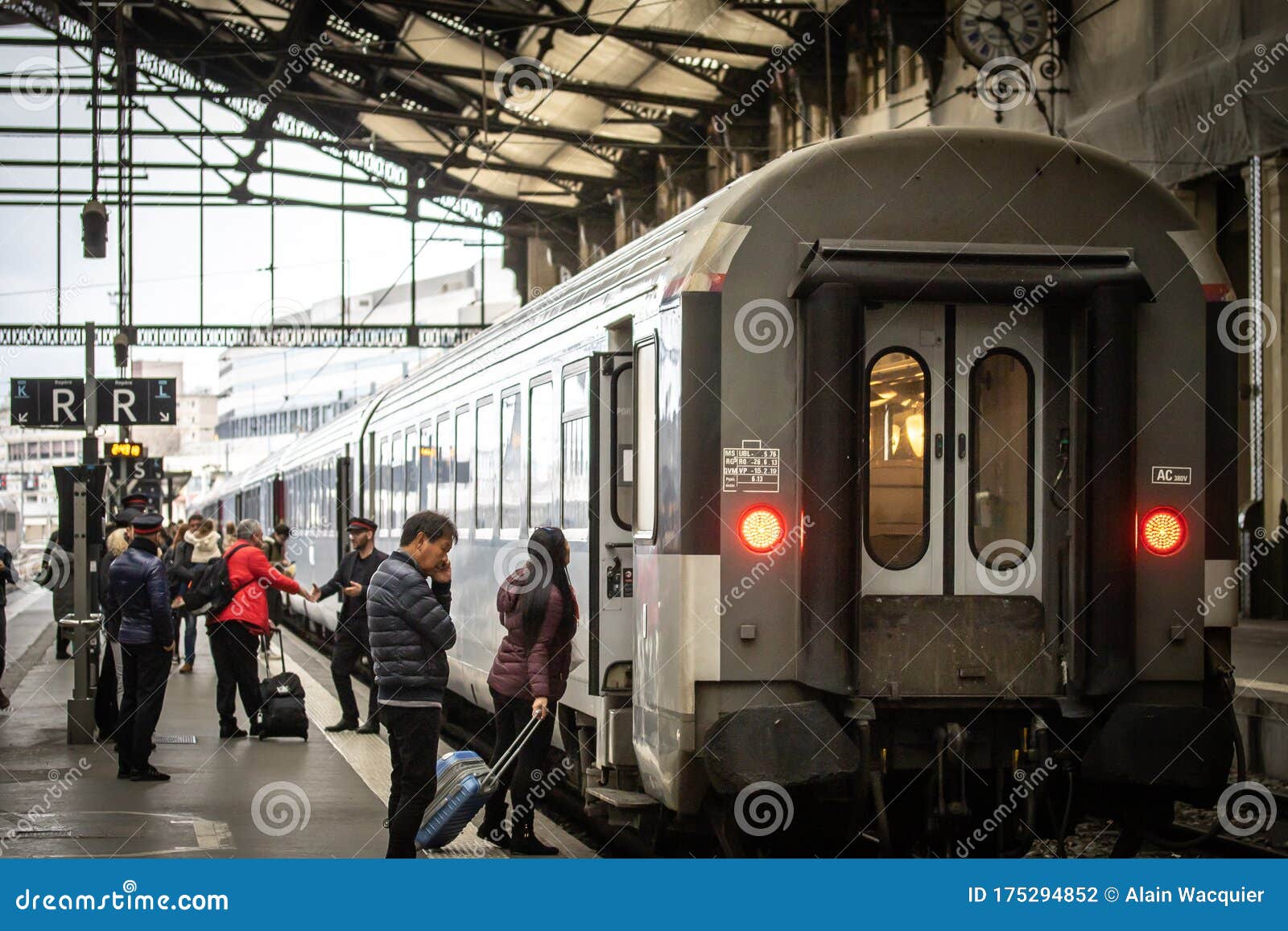 Train and Passengers at the Gare De Lyon... Editorial Photography ...