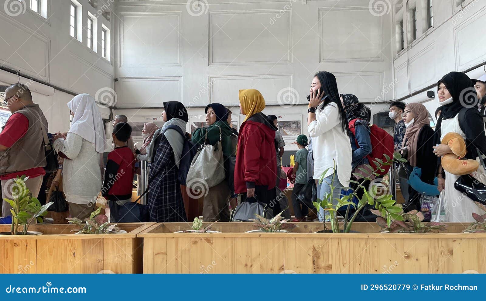 Train Passengers Queue To Enter the Train Departure Platform Editorial ...