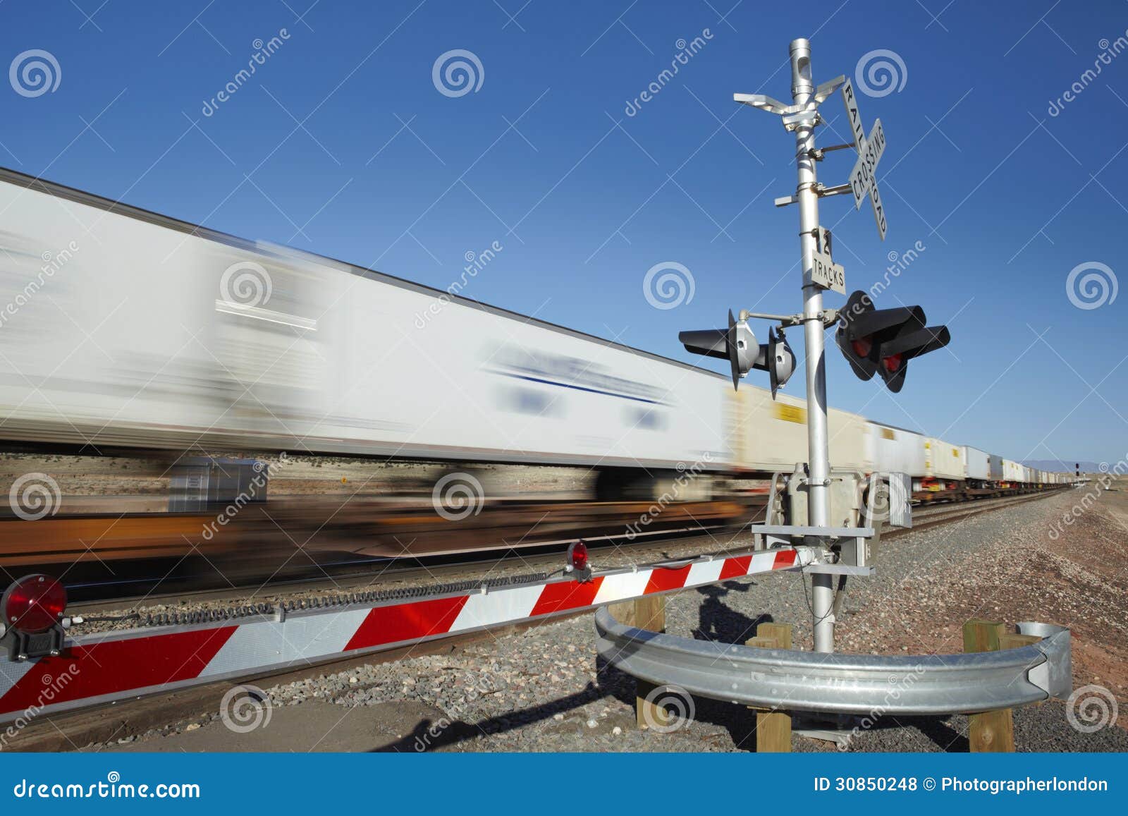 Level Crossing Warning Signal In USA. Crossbuck Notice And Red Traffic ...