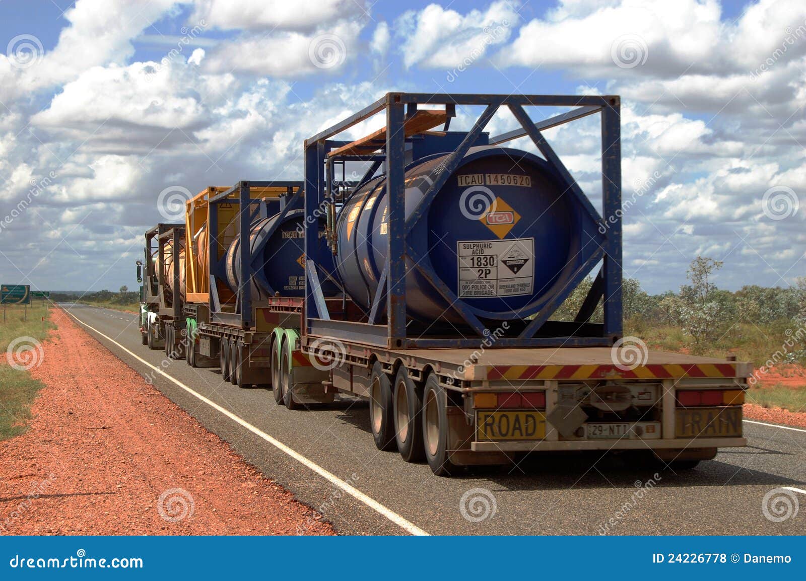 Train routier photo stock éditorial. Image du piloter - 24226778