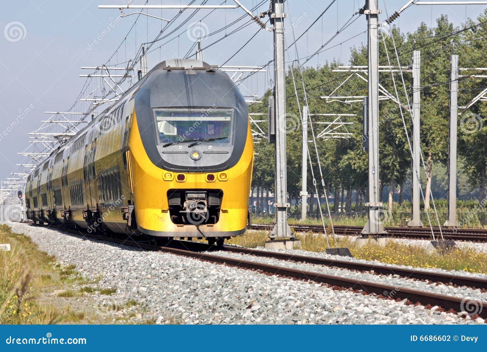 Train Running In Tunnel. Design. Animation Of Moving Train With Glowing ...