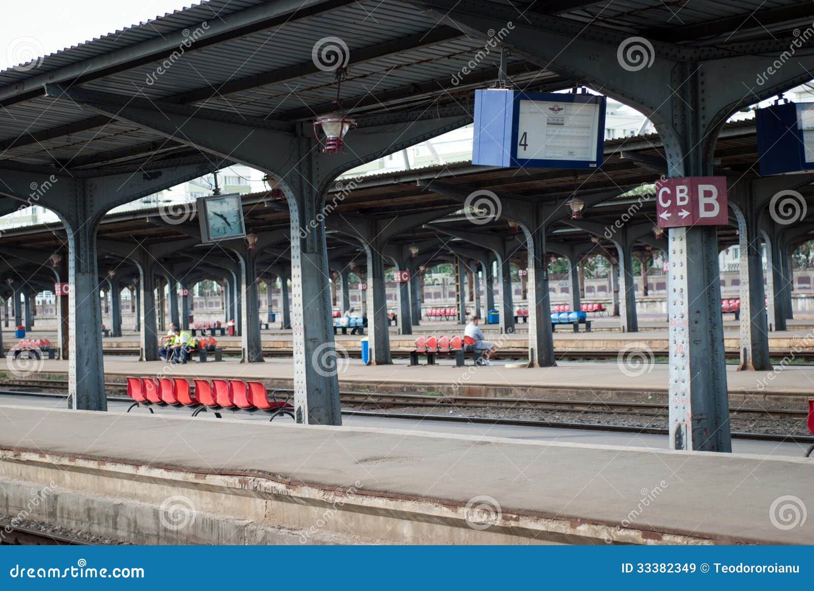 Train station editorial stock image. Image of gara, romania - 33382349