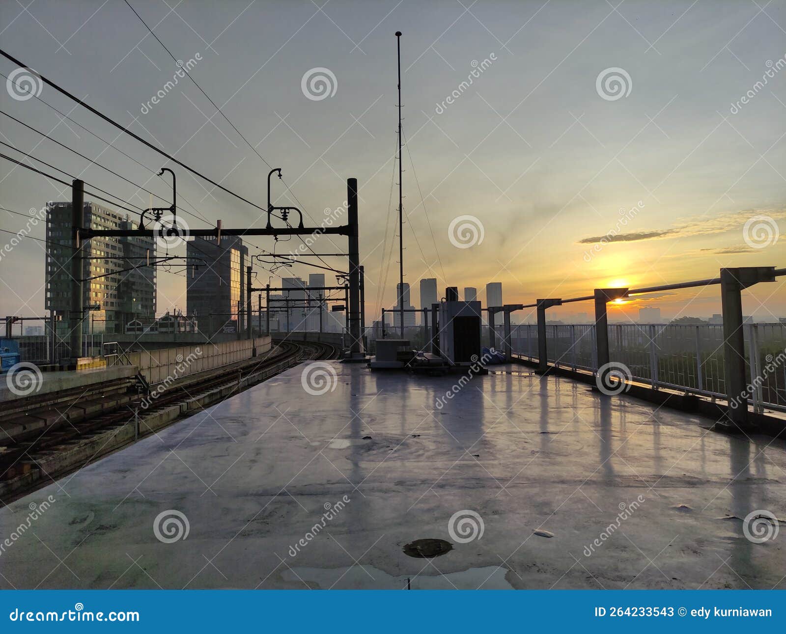 Train Station Platform Buildings Stock Image - Image of railstation ...