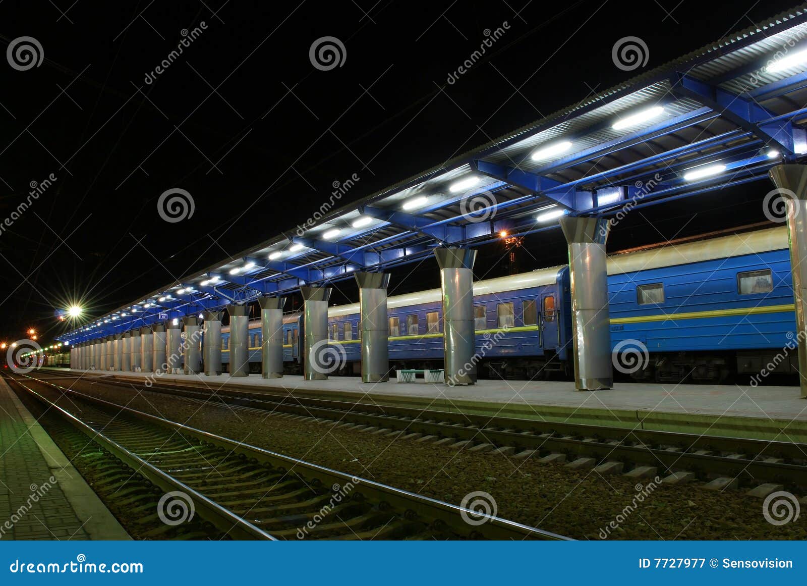 Train Station Platform in the Night Stock Image - Image of silent ...