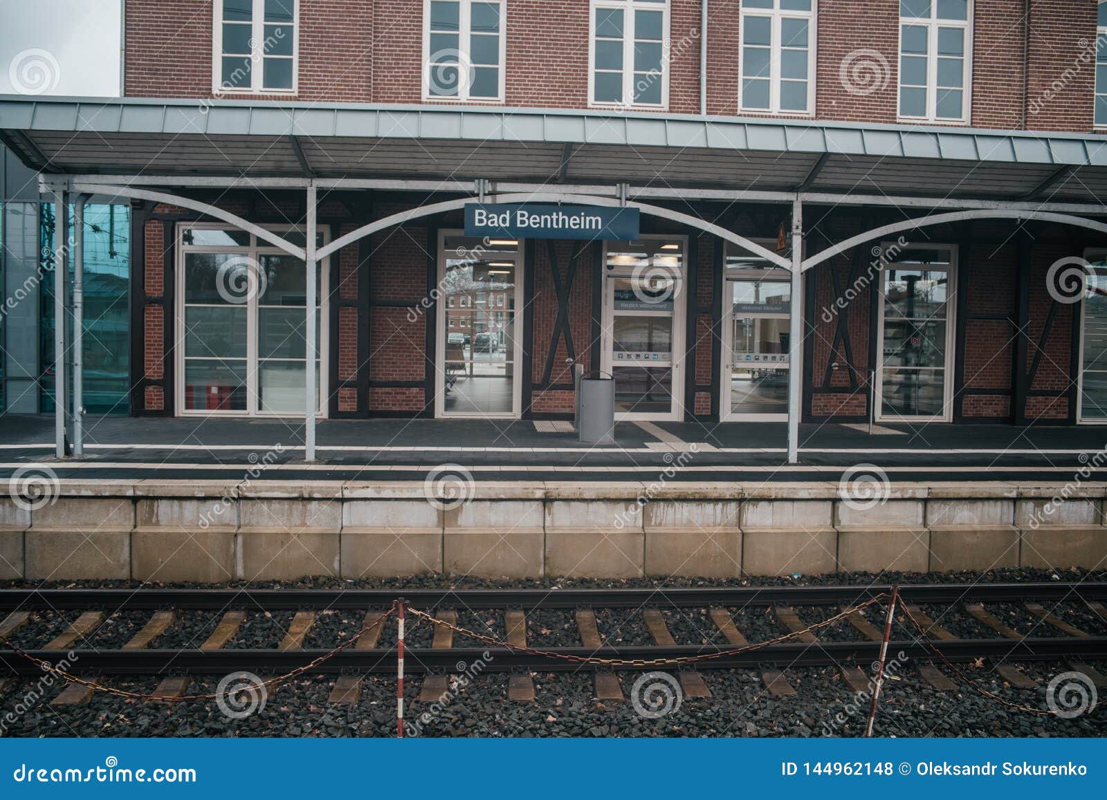 Train station platform editorial stock photo. Image of business - 144962148