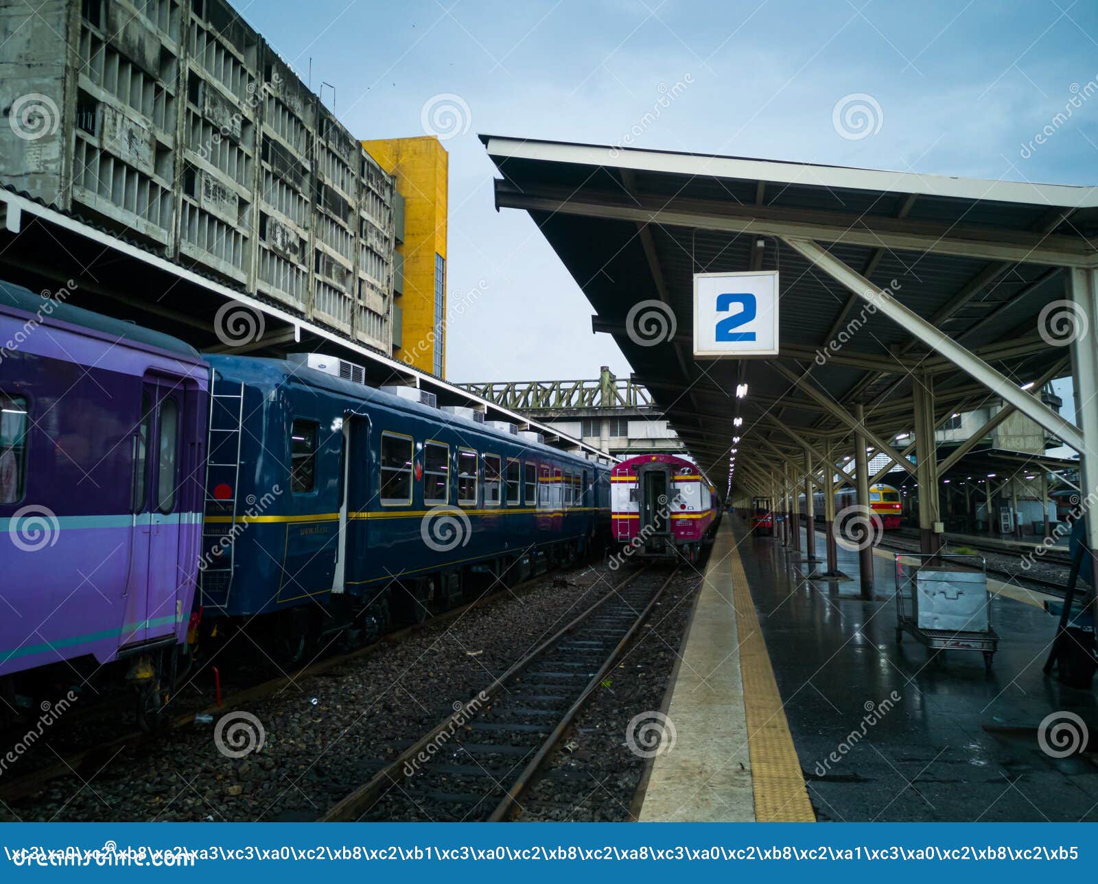 The Train that Stops at Platform 2 Editorial Image - Image of stops ...