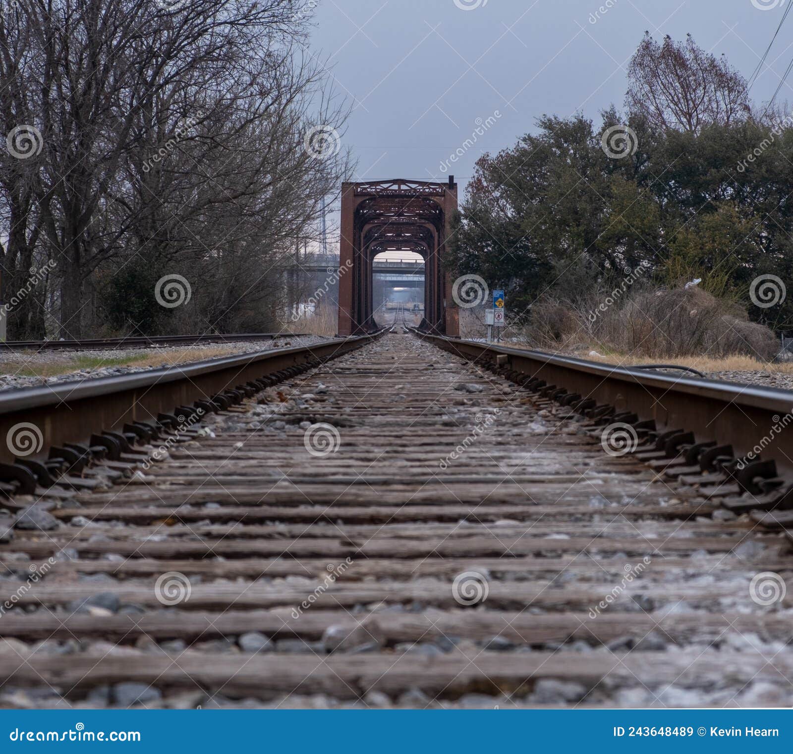 Train Tracks Converging into the Distance Stock Image - Image of ...