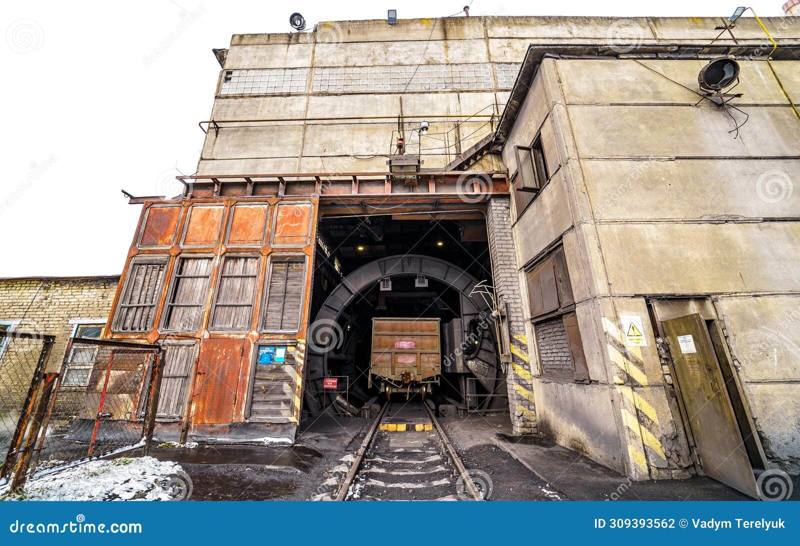 Train in Warehouse. Ready for Loading. Railway Station Concept Stock ...