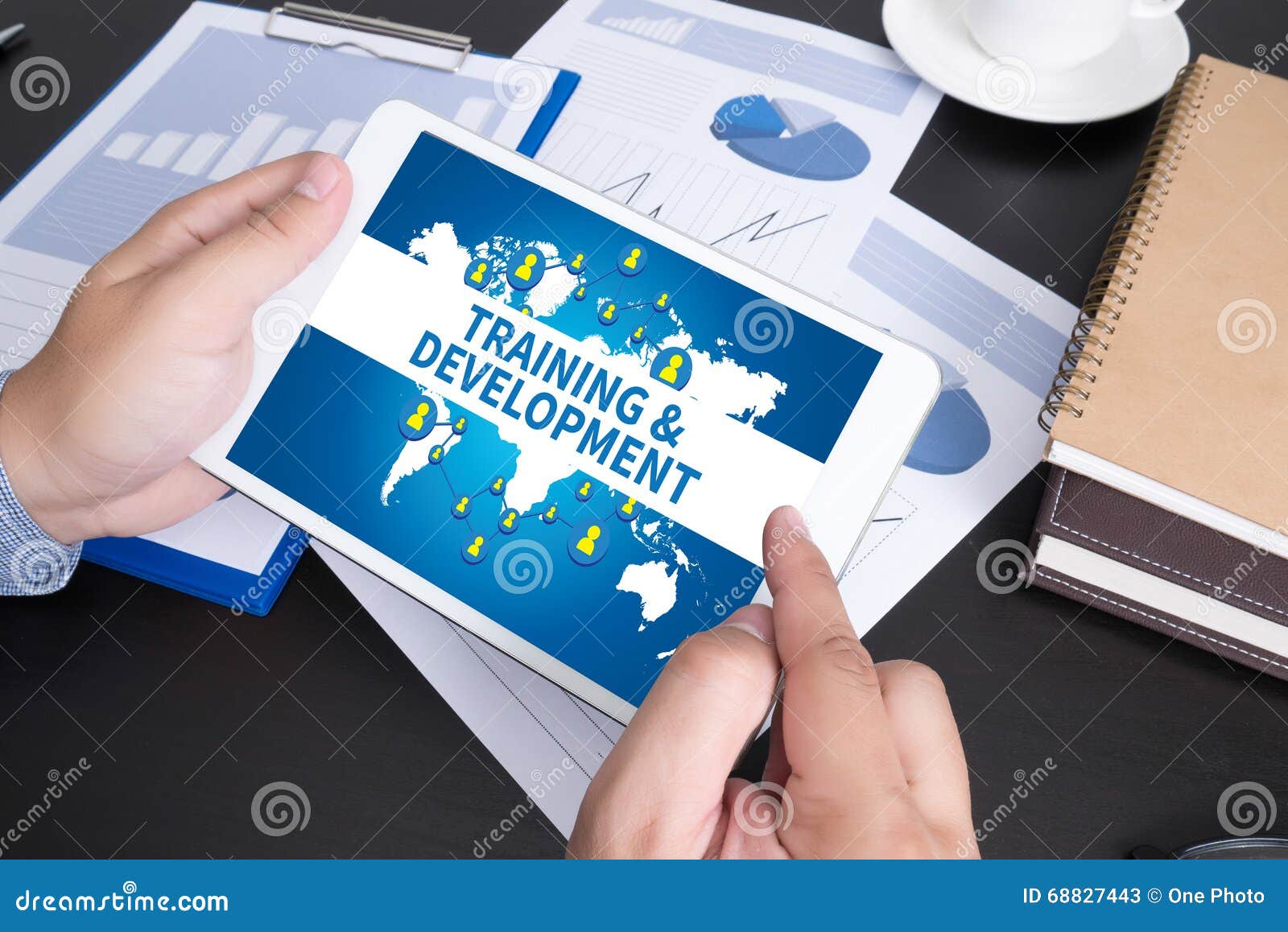 TRAINING & DEVELOPMENT CONCEPT Stock Image - Image of mentoring, coach ...