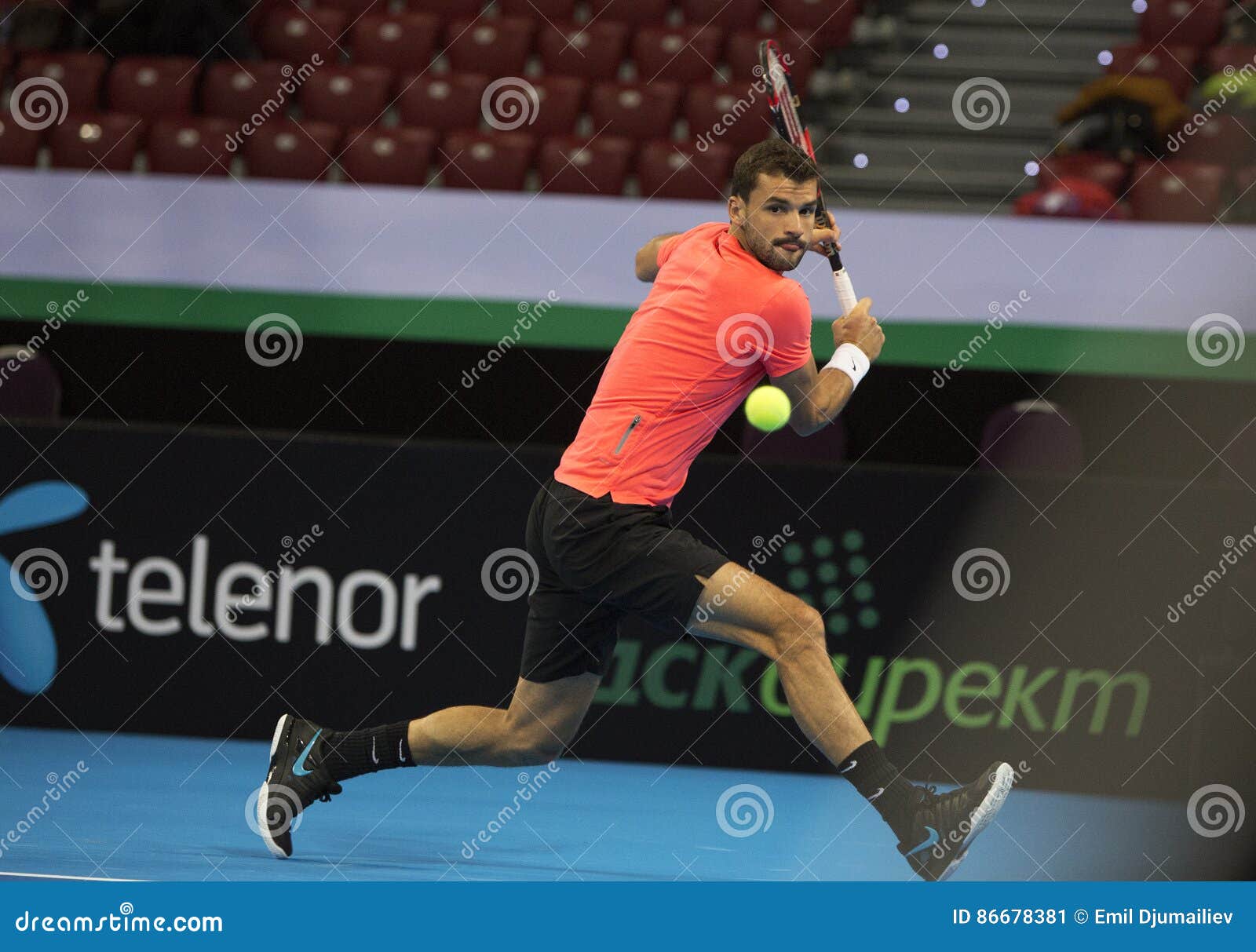 Training on Grigor Dimitrov Editorial Photo - Image of game, play: 86678381