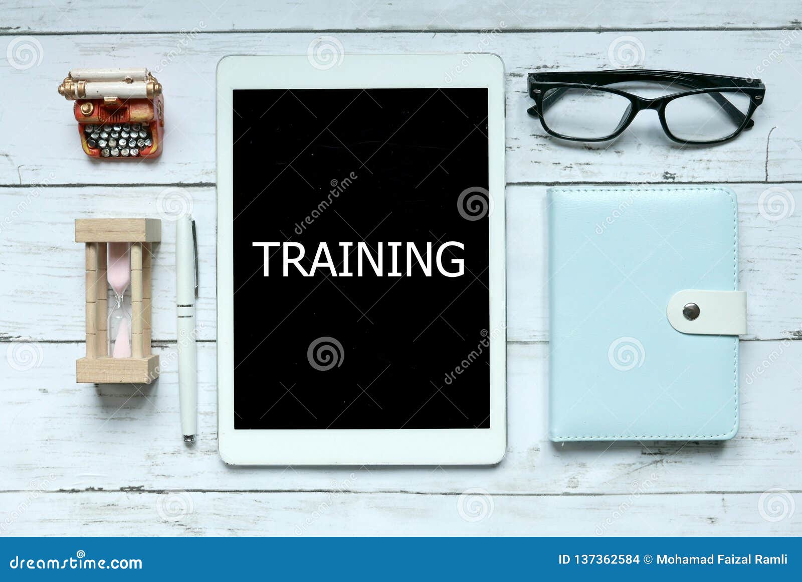 Training Mentoring Learning Education through Online Digital Concept ...
