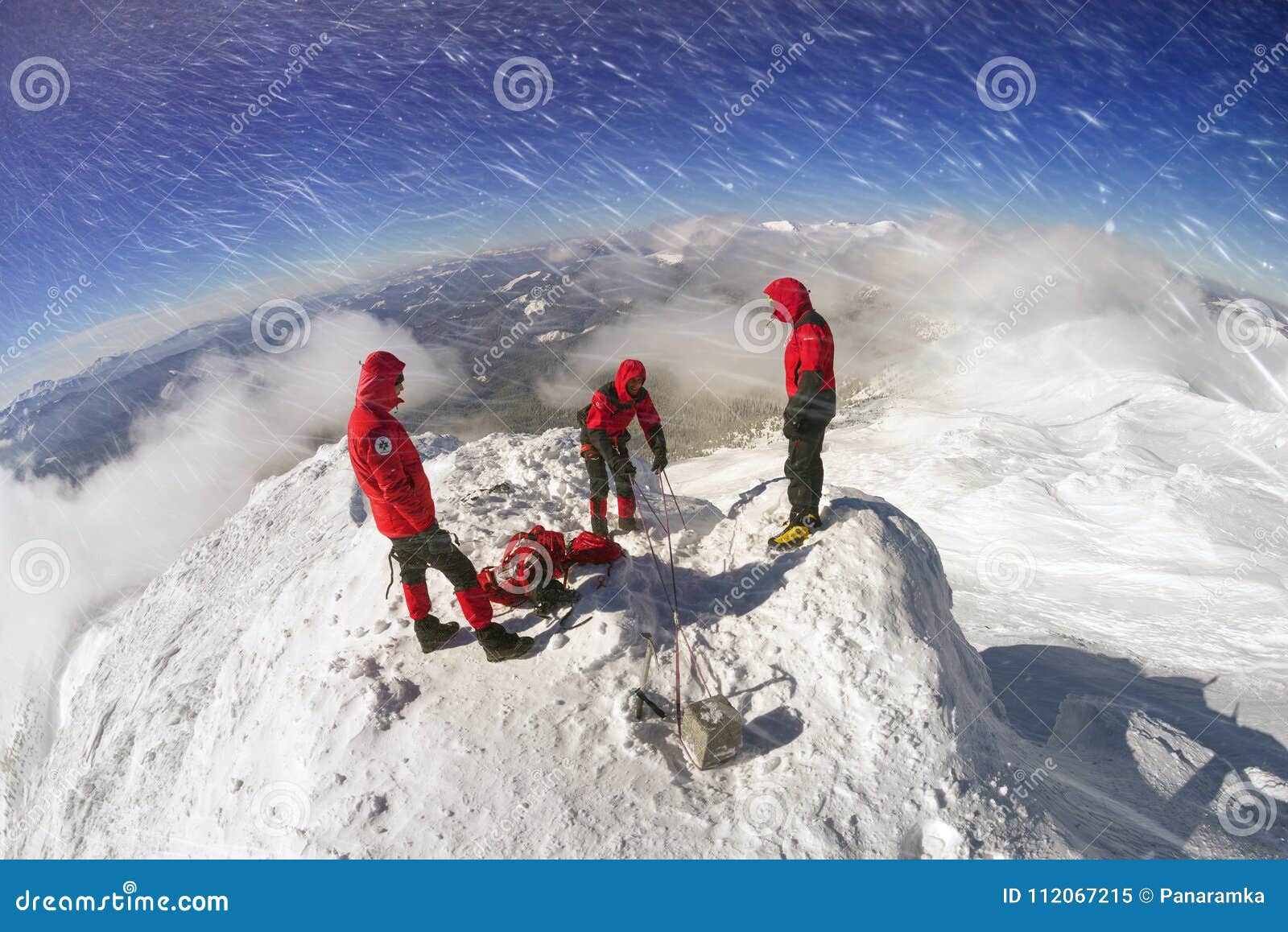 Training Von Bergsteigern Auf Die Oberseite Redaktionelles Bild - Bild ...