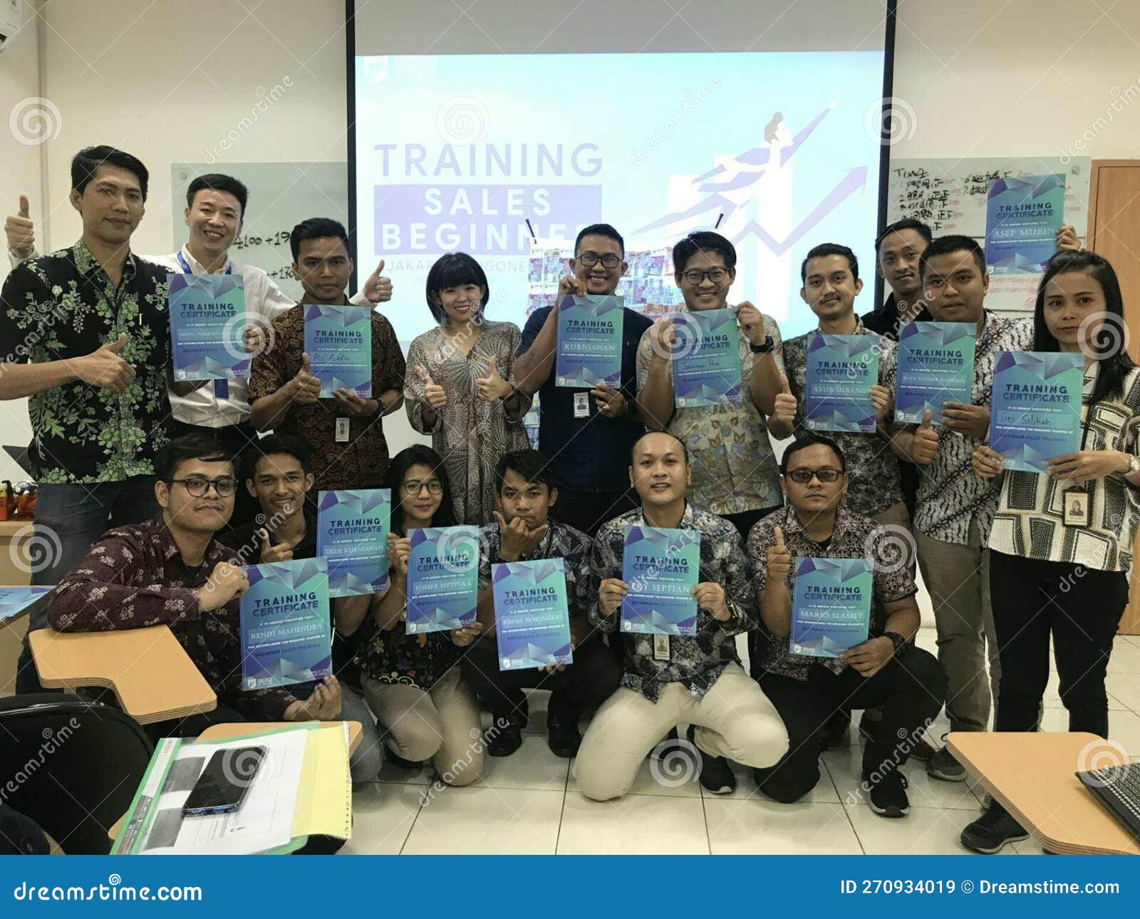 Trainng FEE from Tiongkok editorial stock image. Image of face - 270934019