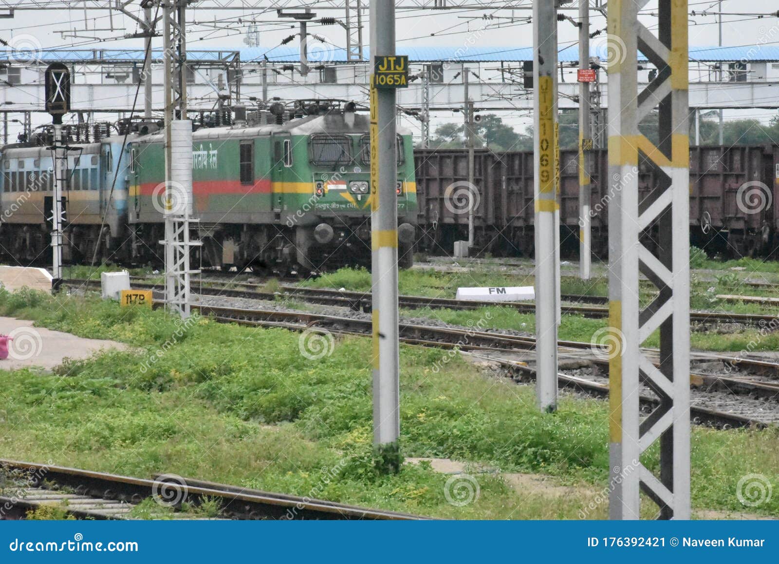 Trains Indian Railways Engine Railway Editorial Photo - Image of ...