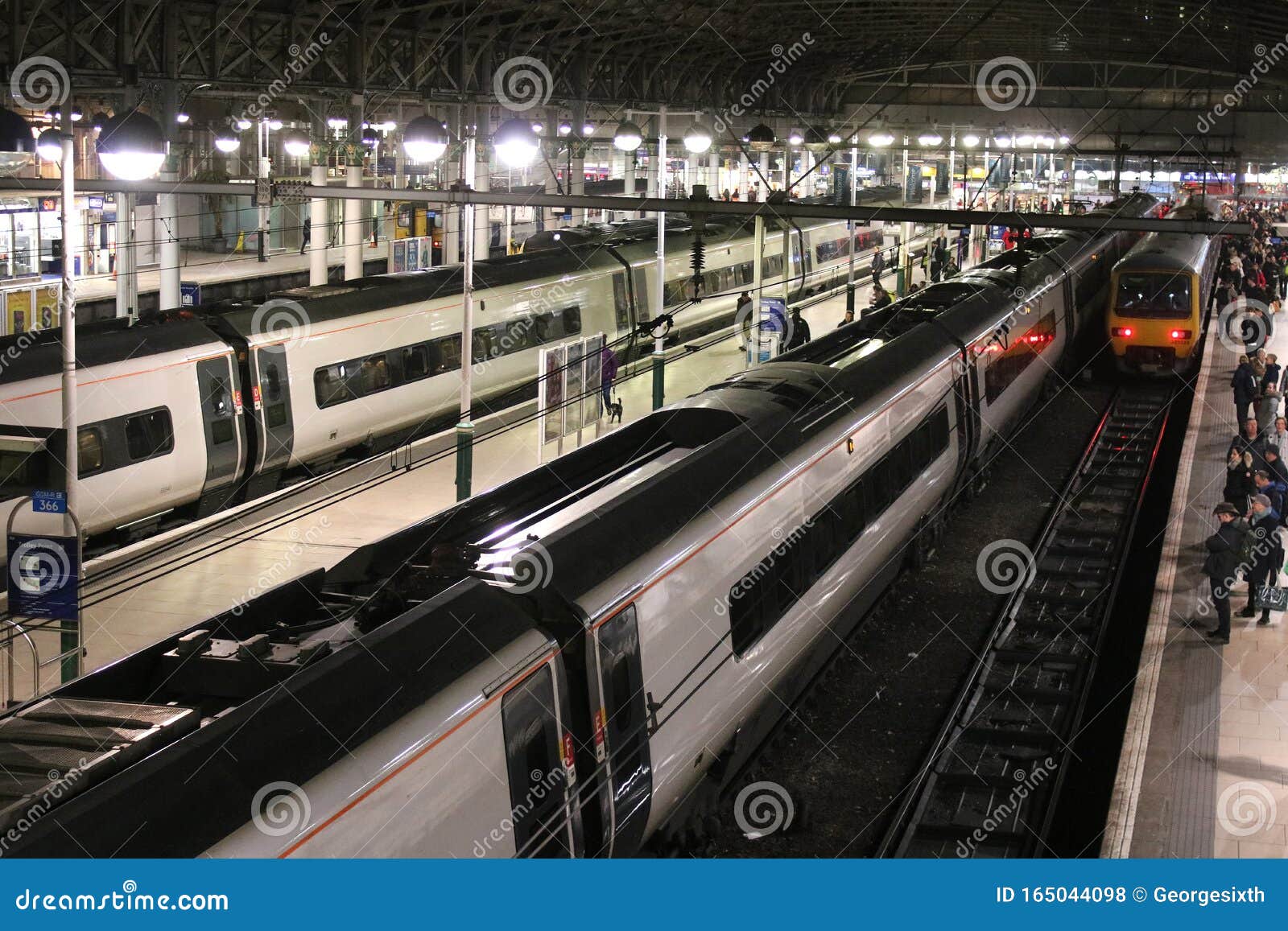 Trains at Platforms Manchester Piccadilly at Night Editorial Stock ...