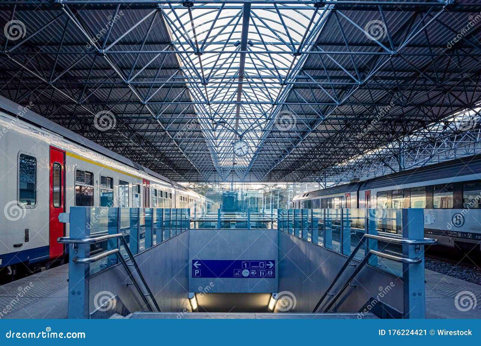 Trains in a Subway Train Station Editorial Photo - Image of line ...