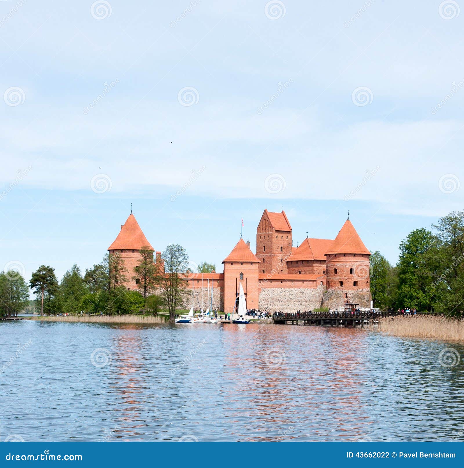 Trakai castle stock photo. Image of travel, castle, tourism - 43662022