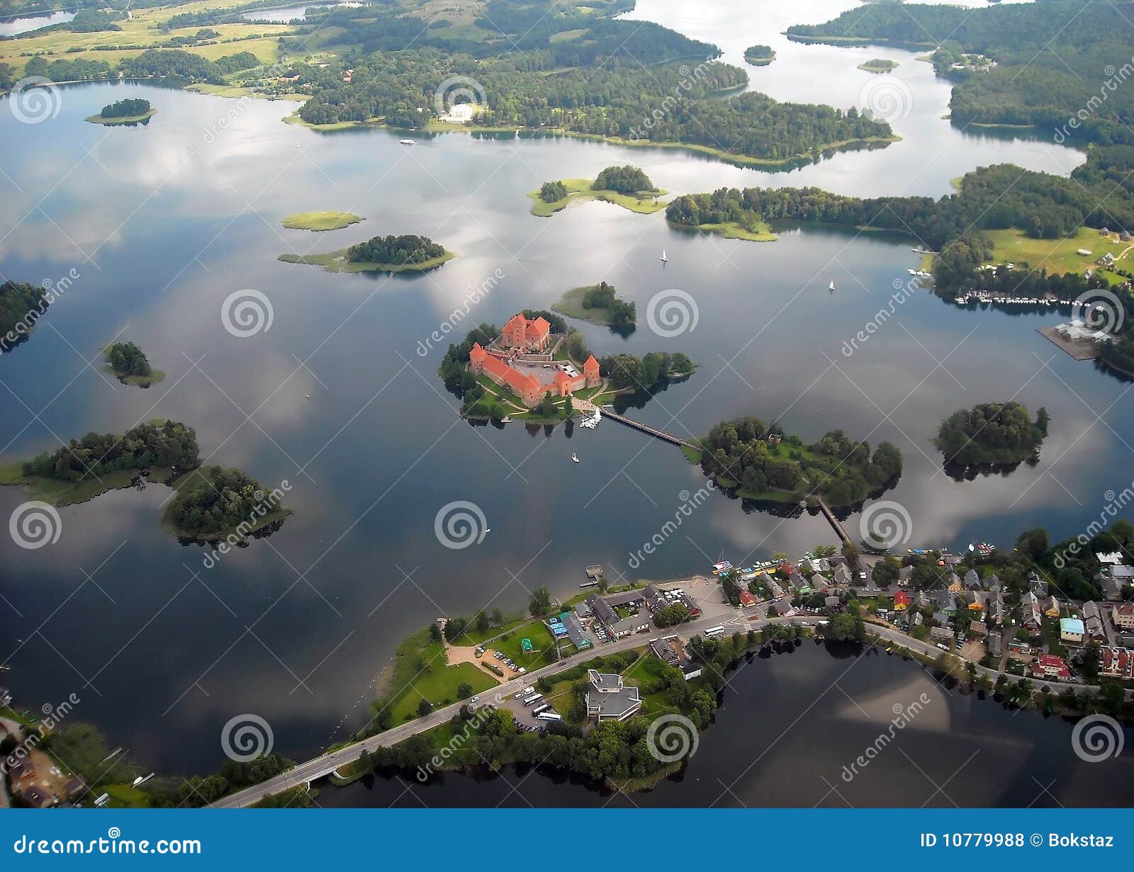 Trakai castle in the water stock photo. Image of magic - 10779988