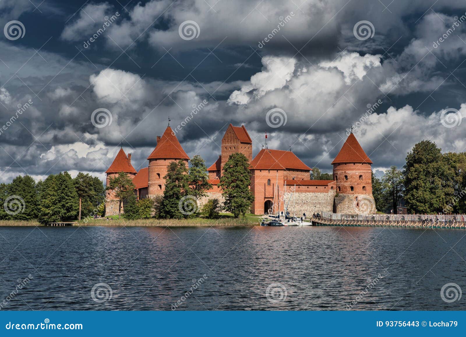 Trakai Island Castle Editorial Photo | CartoonDealer.com #63475619