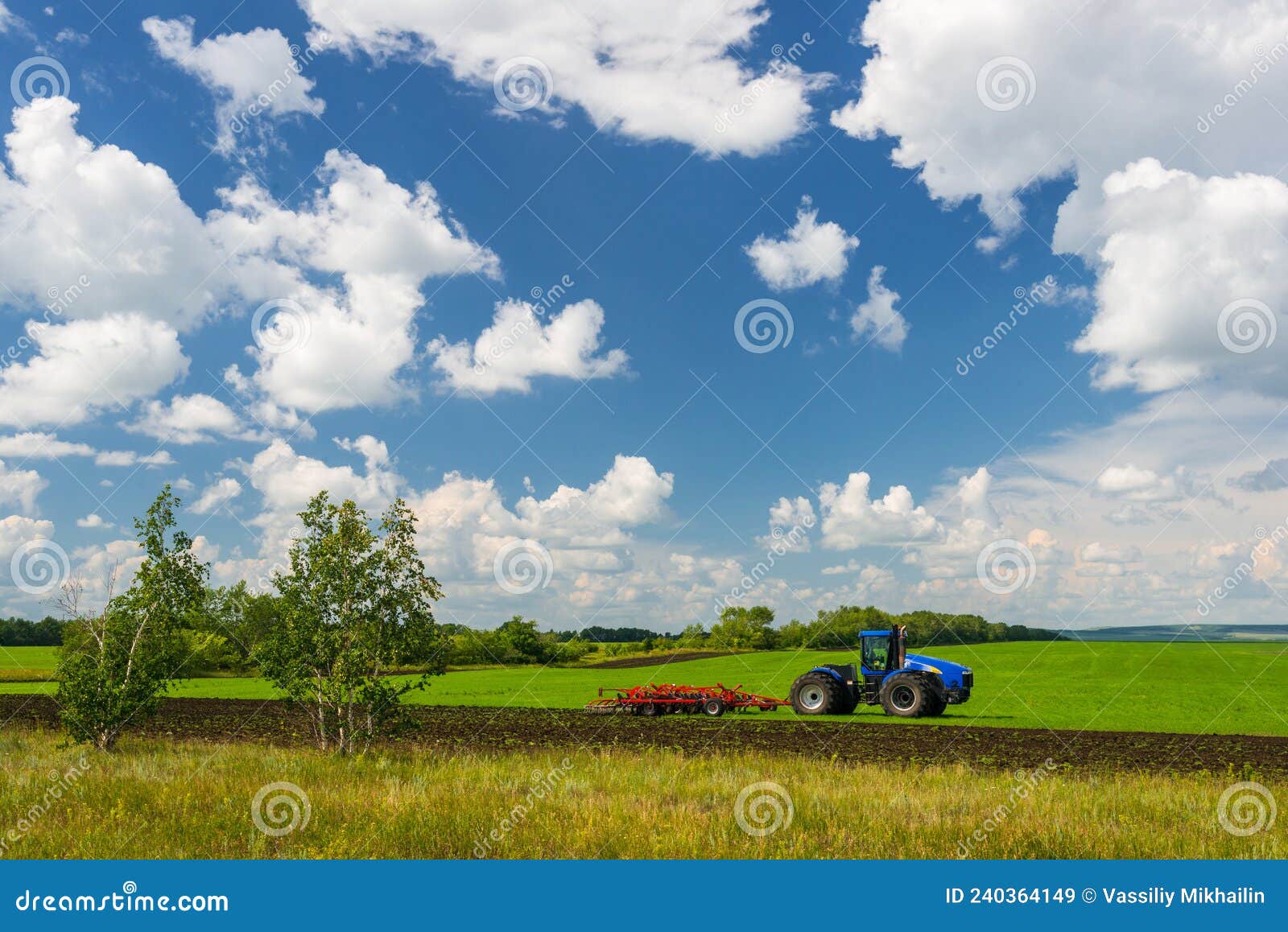 Traktor on Green Field stock image. Image of traktor - 240364149