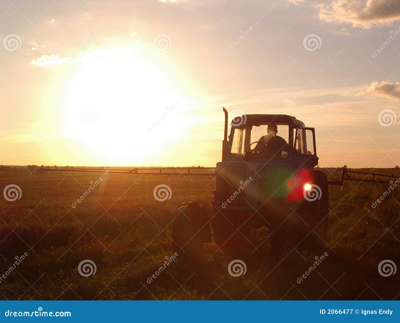 Traktor in sunset stock image. Image of traktor, plains - 2066477