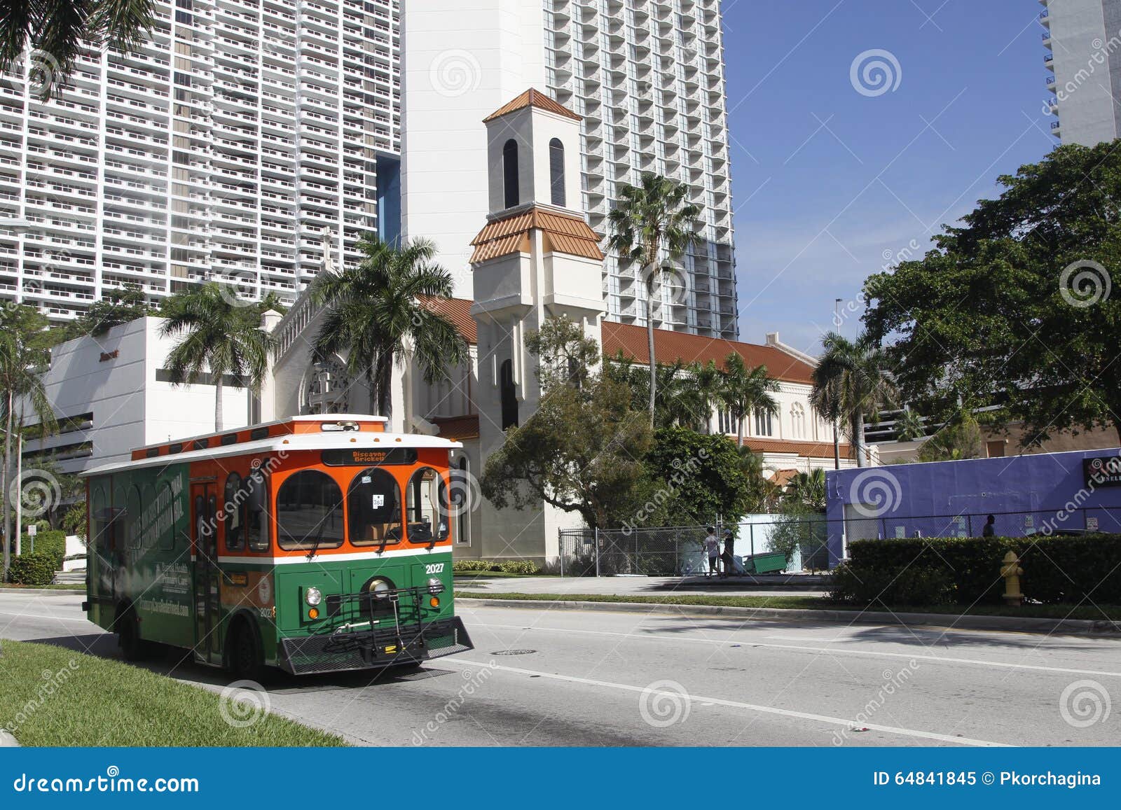 Tram in downtown in Miami editorial image. Image of view - 64841845