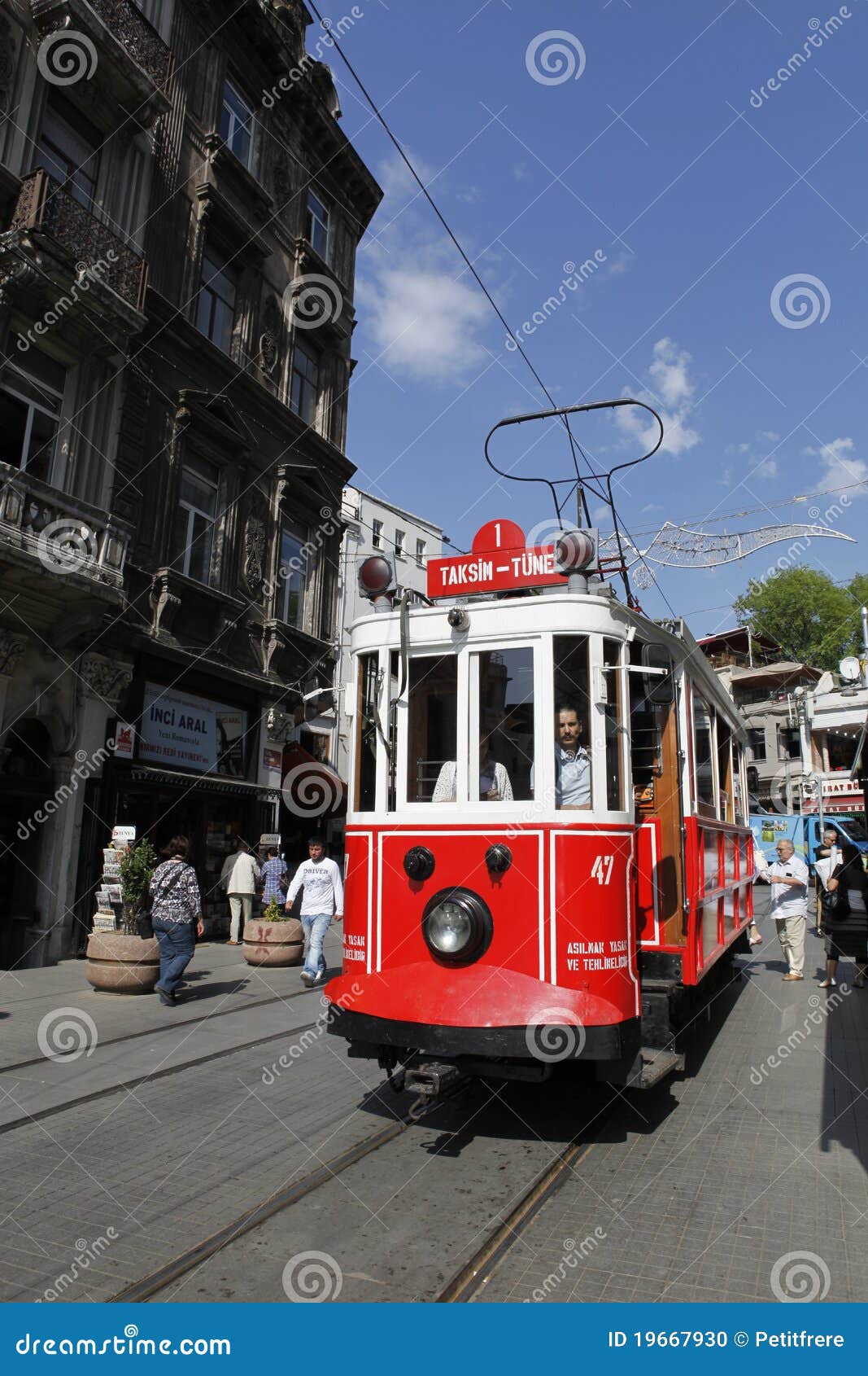 Tram in Istanbul,Turkey editorial image. Image of railway - 19667930