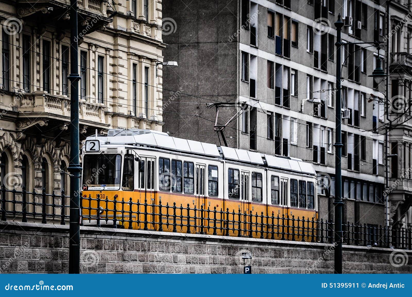 Tram Line Tensioning System. Compensatory Tram Contact Wires Device ...