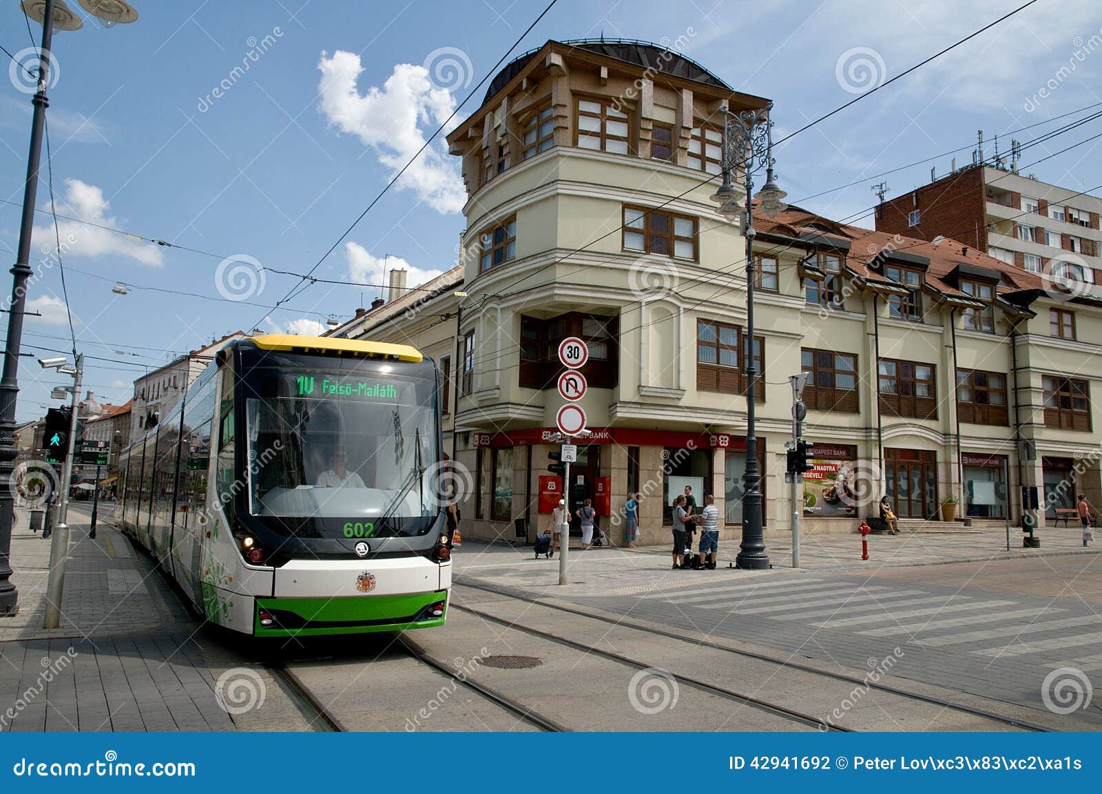 Tram Moderno Skoda 26T LRV In Miskolc Fotografia Editoriale - Immagine ...