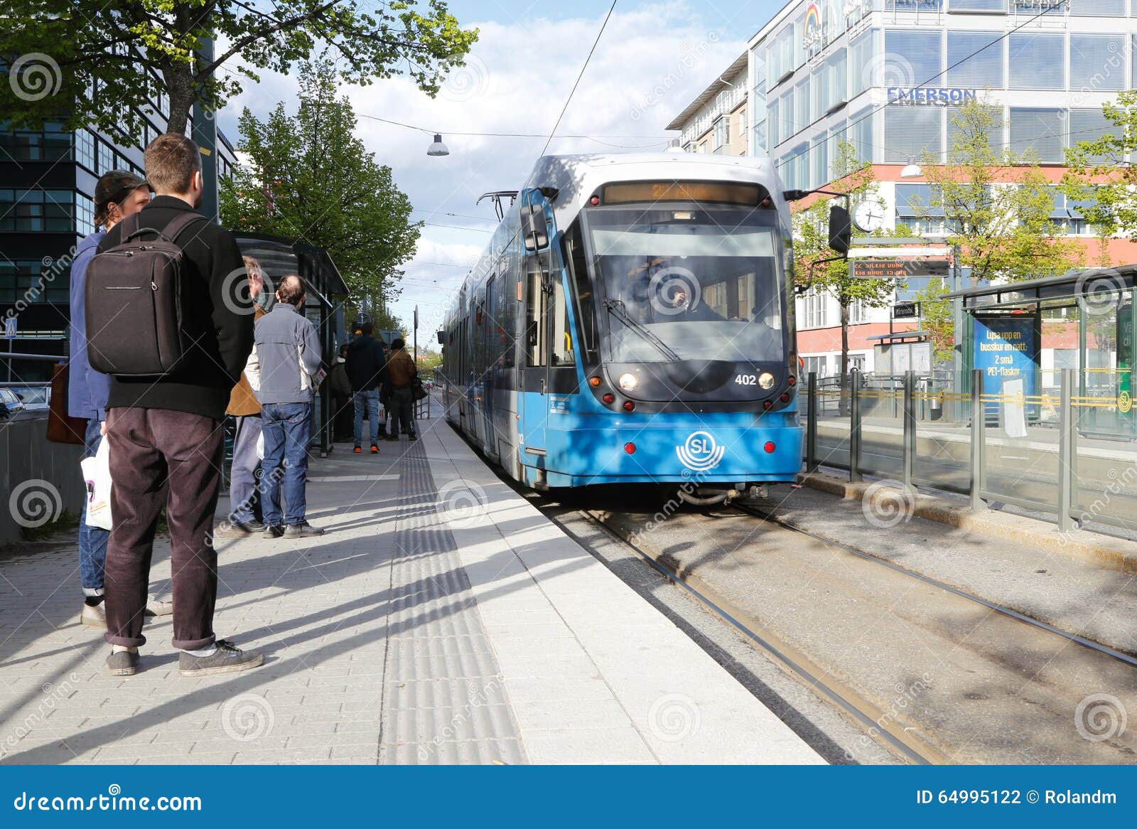 Trameinde met tram redactionele fotografie. Image of zweden - 64995122