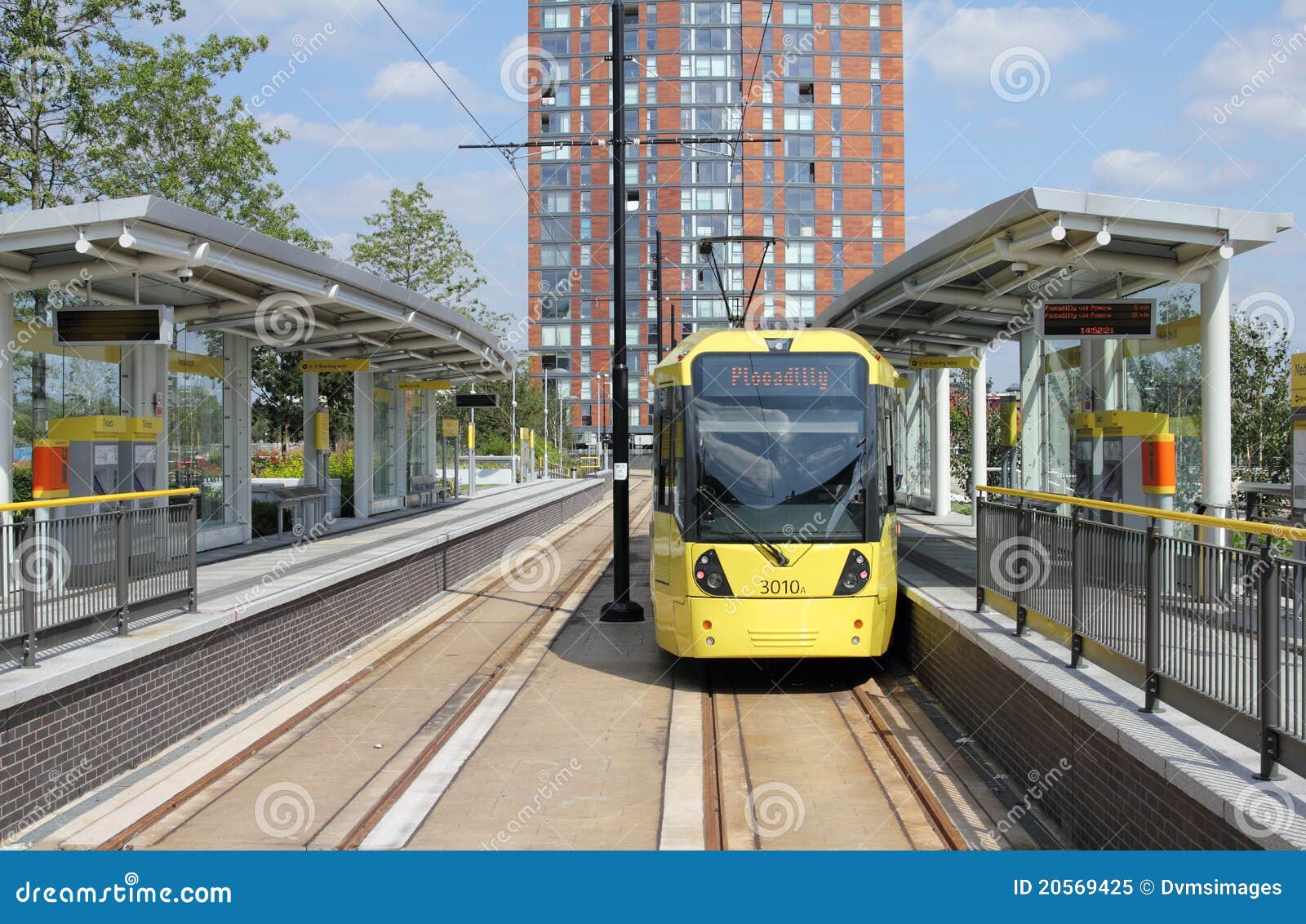 Tramway au terminus image éditorial. Image du railway - 20569425