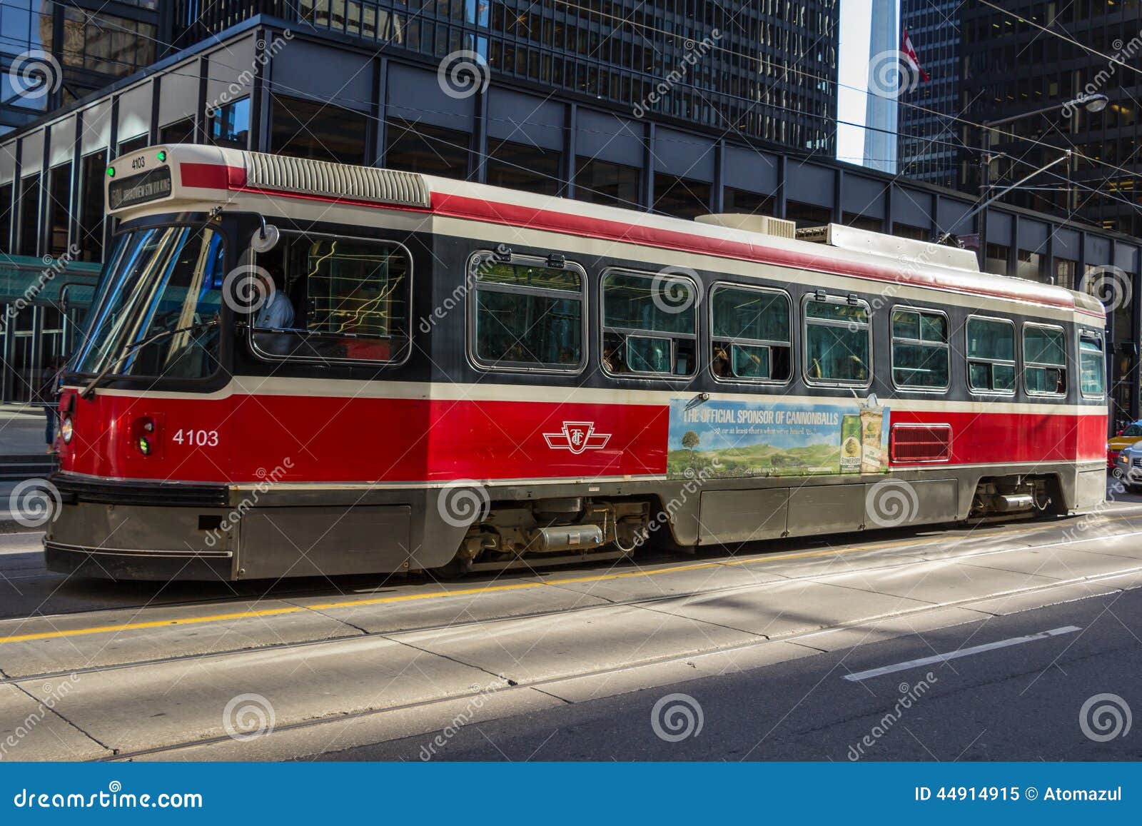 Tramway Toronto de TTC image éditorial. Image du banlieusard - 44914915