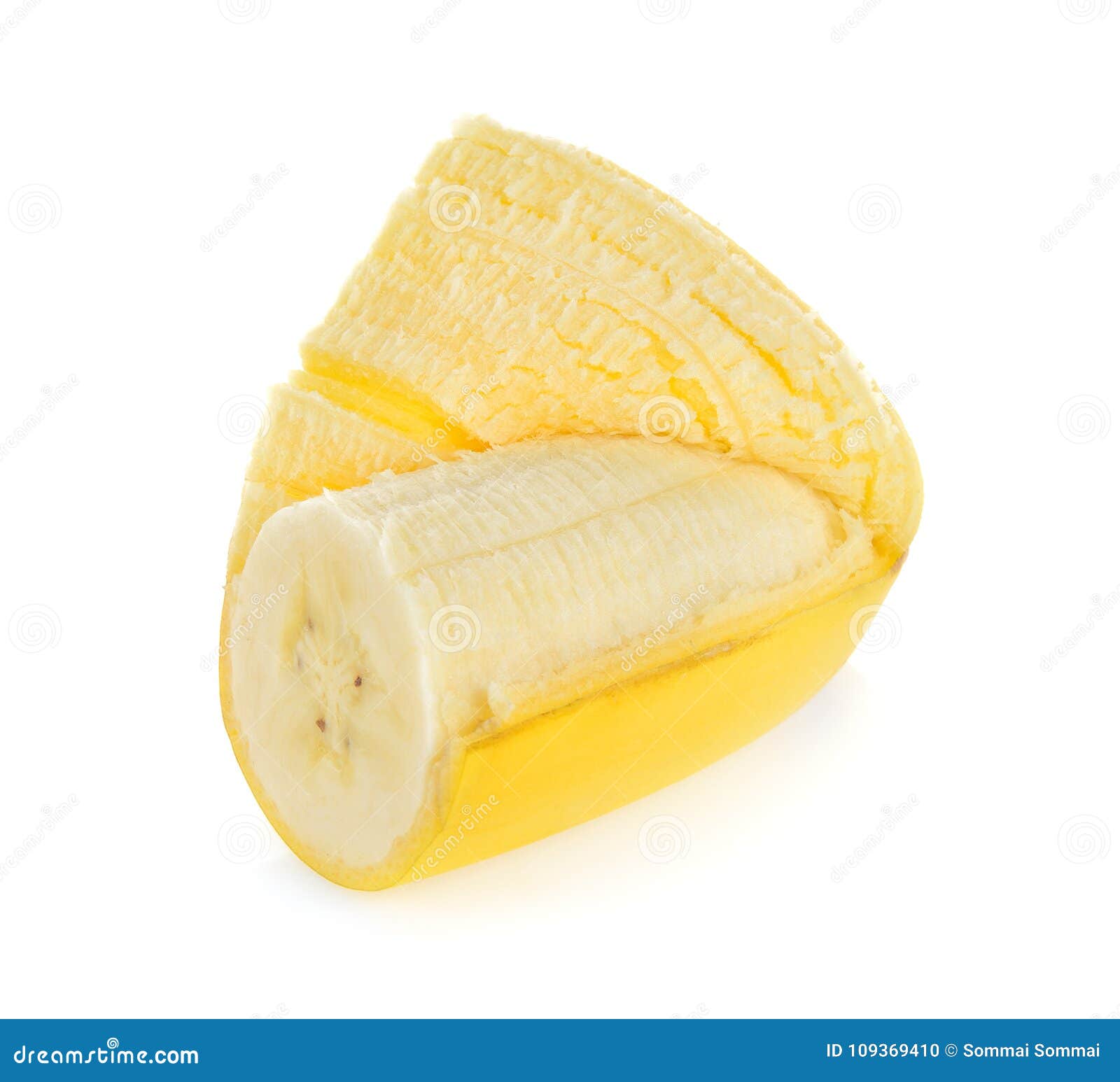 Tranche De Banane D'isolement Sur Le Fond Blanc Photo stock - Image of ...