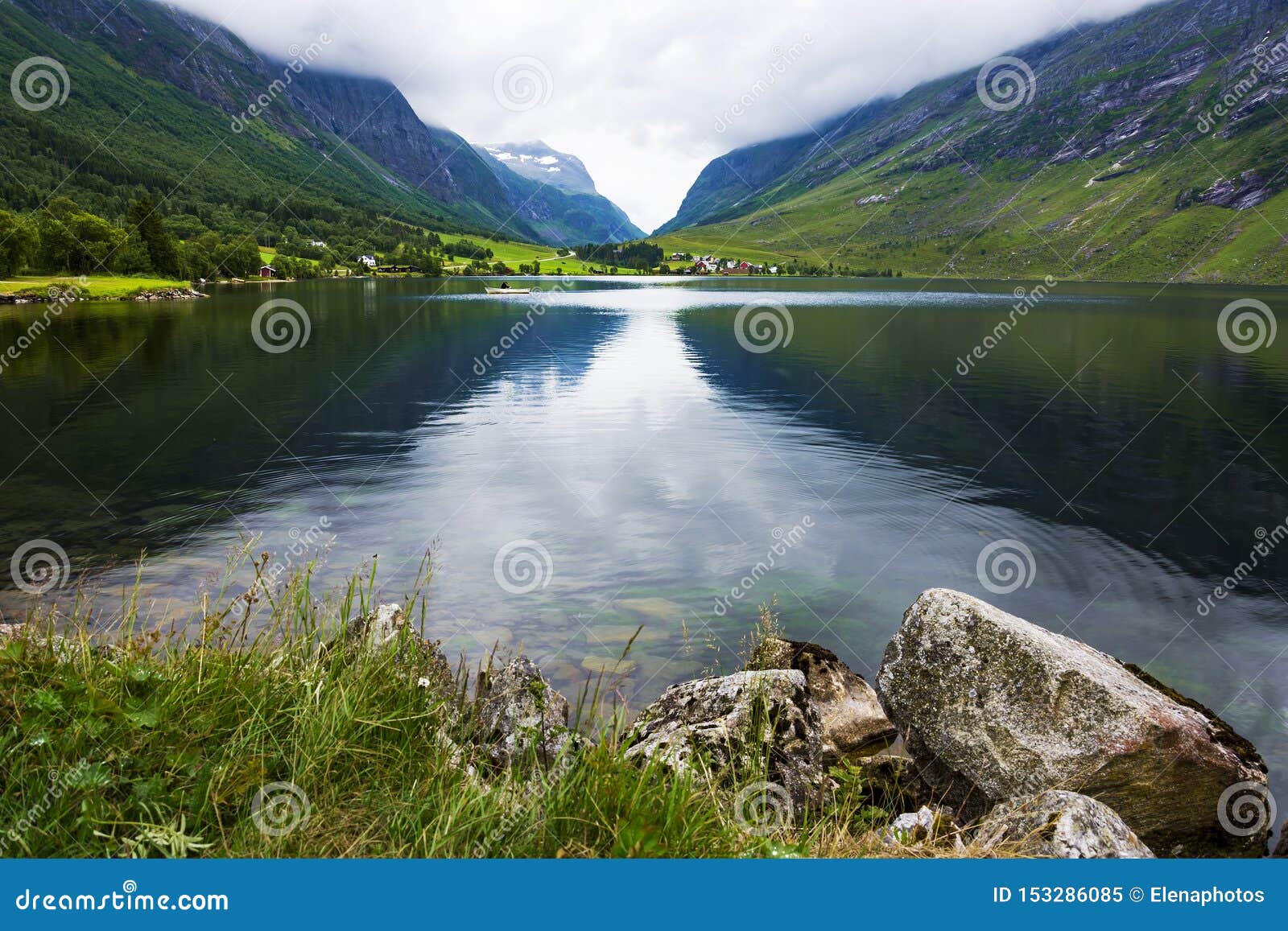 Eidsvatnet Lake and Reflection Stock Image - Image of green, park ...