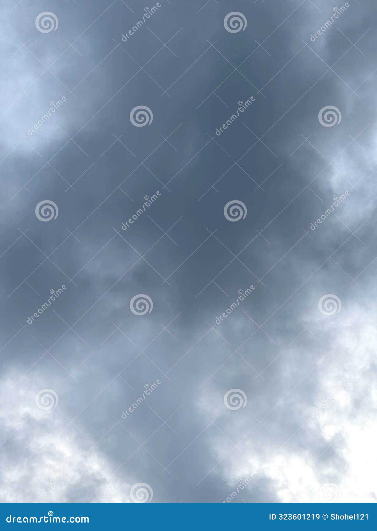 Tranquil Overcast Sky with Majestic Cloud Layers in High Definition ...