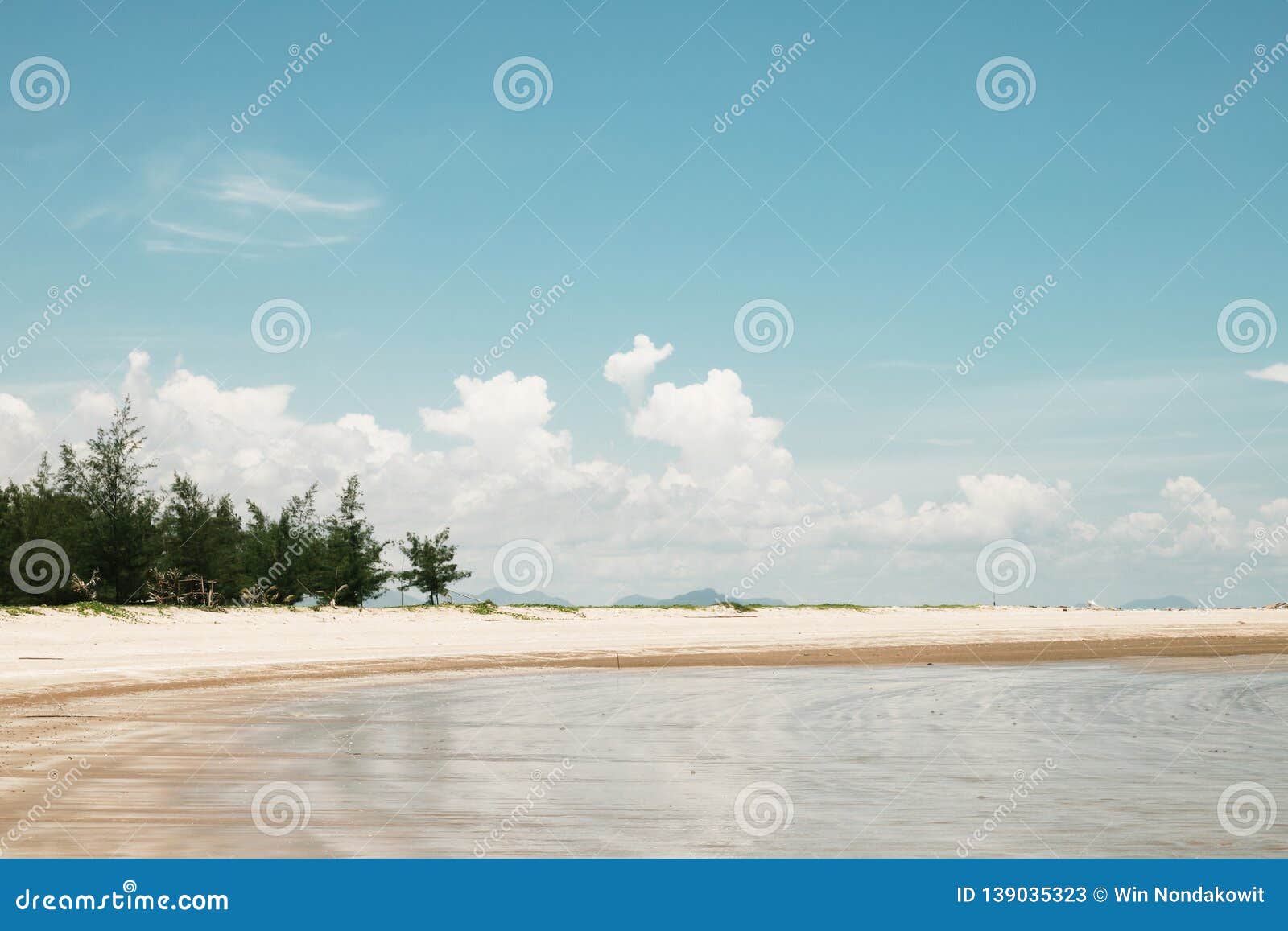 Tranquility tropical beach stock image. Image of tropical - 139035323