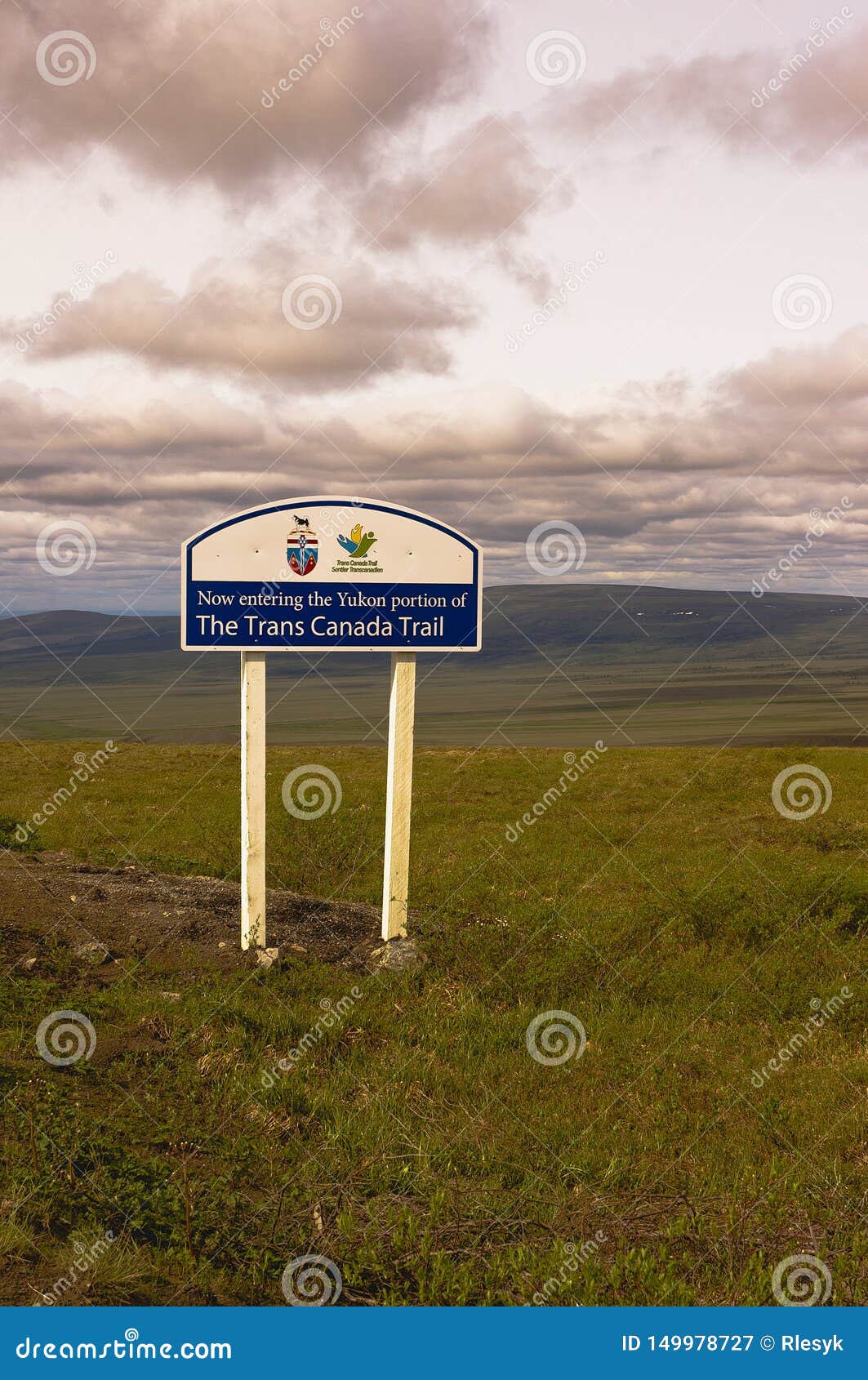 Trans Canada Trail Sign in the Canadian Arctic Editorial Photography ...