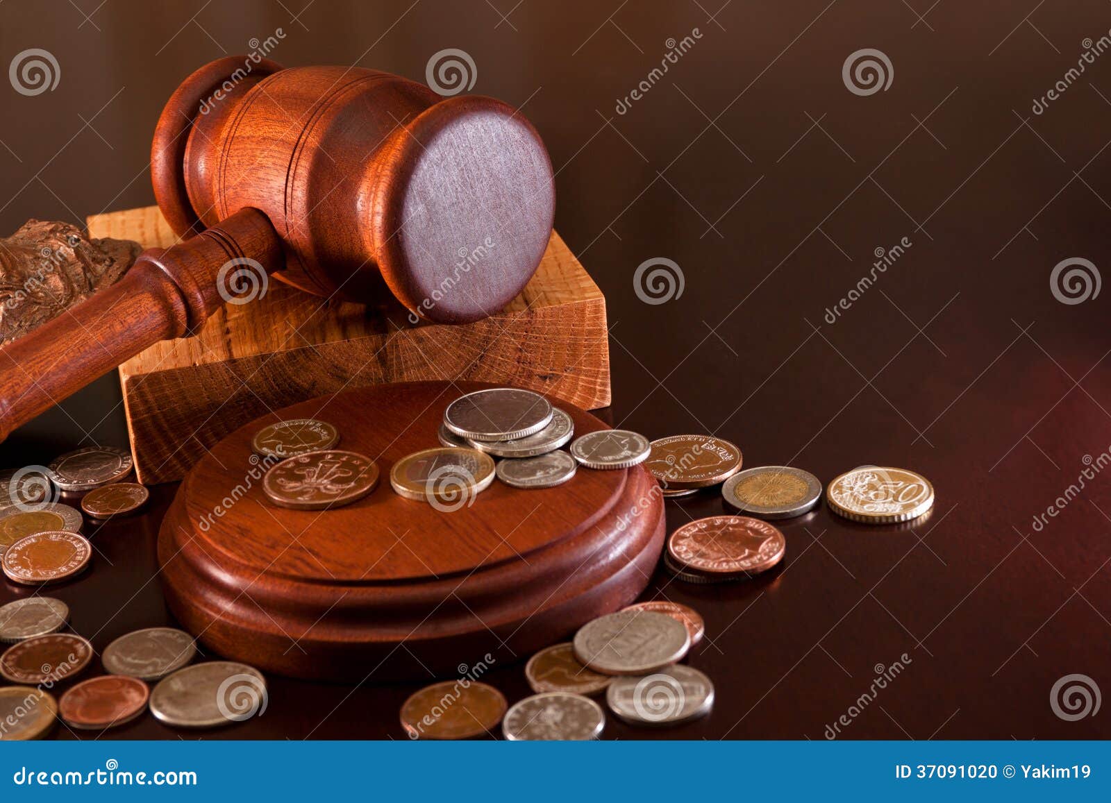 The Transaction is Completed Stock Photo - Image of legal, residential ...