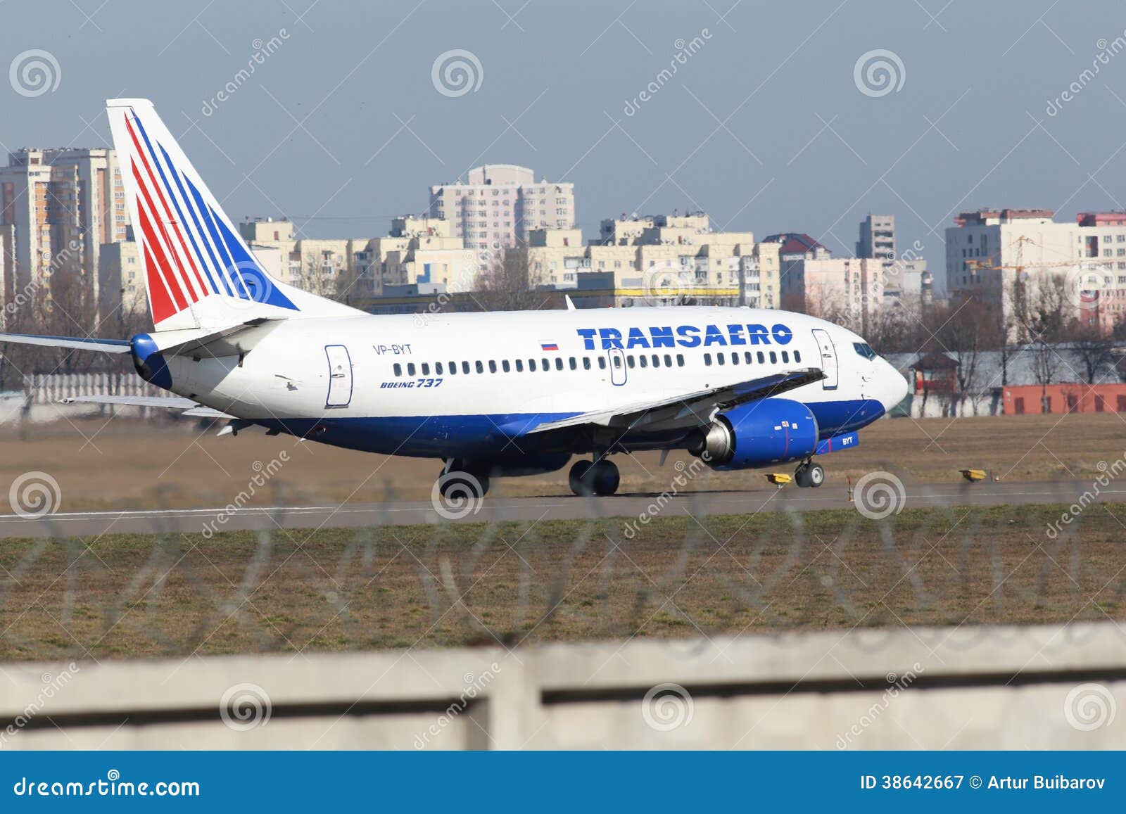 Transaero Airlines Boeing 737-524 Aircraft Editorial Photography ...