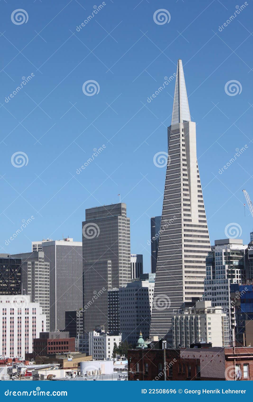 Transamerica Pyramid Building Editorial Photo - Image of downtown ...