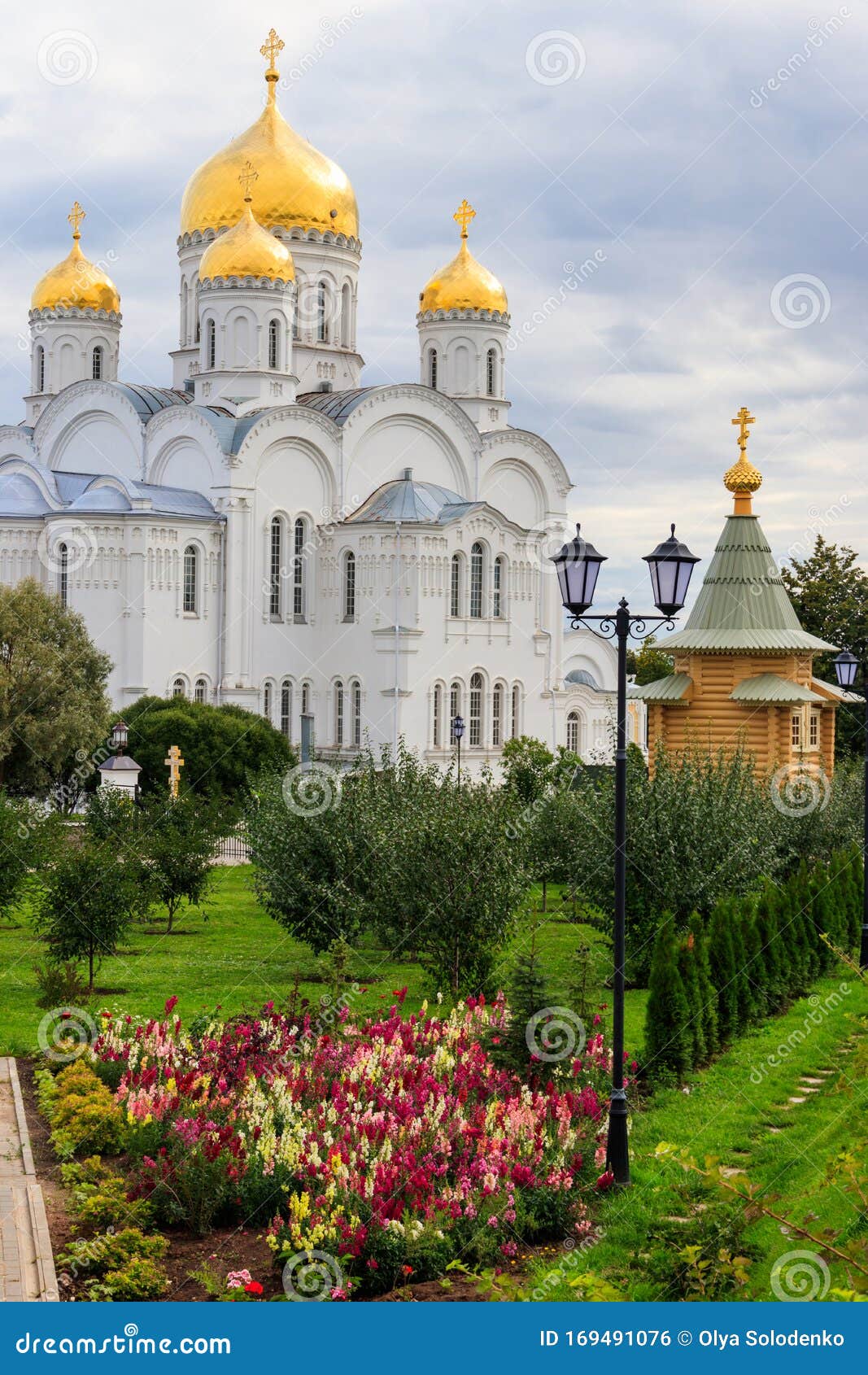 Transfiguration Cathedral of Holy Trinity-Saint Seraphim-Diveyevo ...