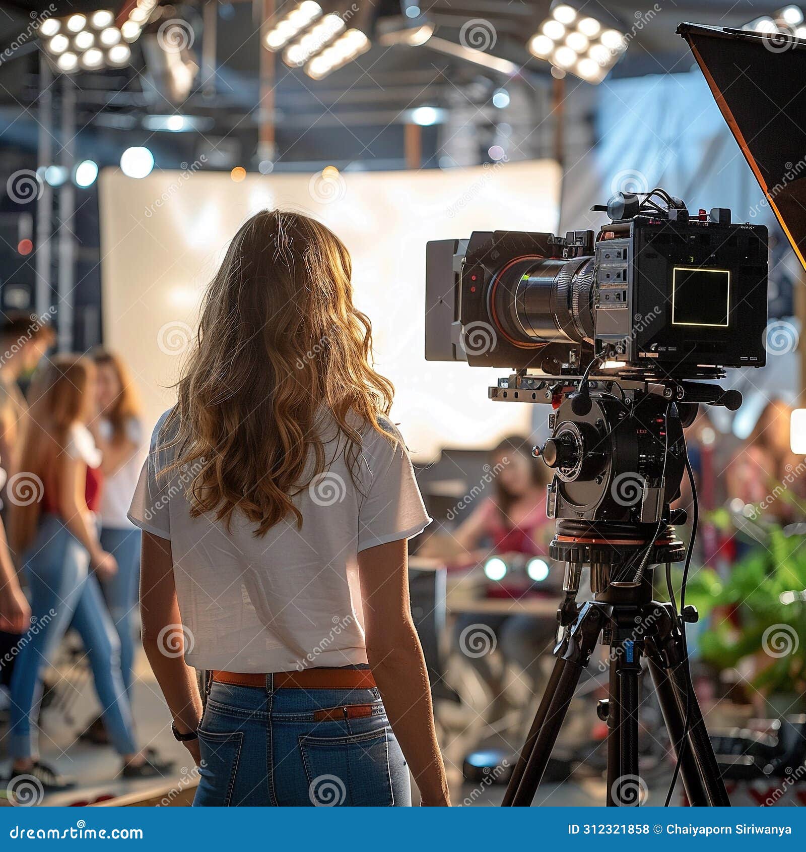 Transform the Ordinary into Extraordinary! Show the Power of Subtle ...