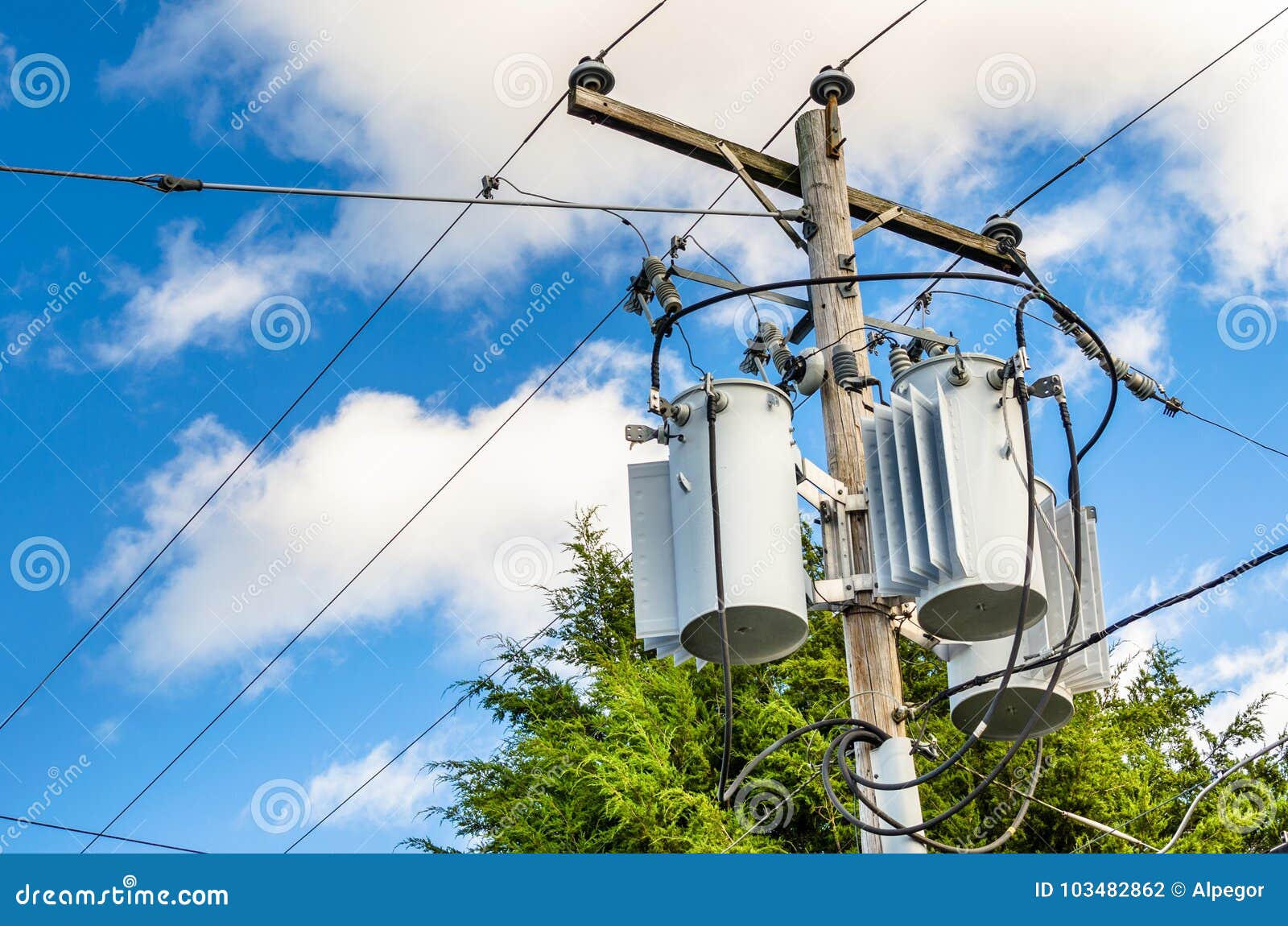 149 Transformadores En Un Poste Fotos - Libres de Derechos y Gratuitas ...