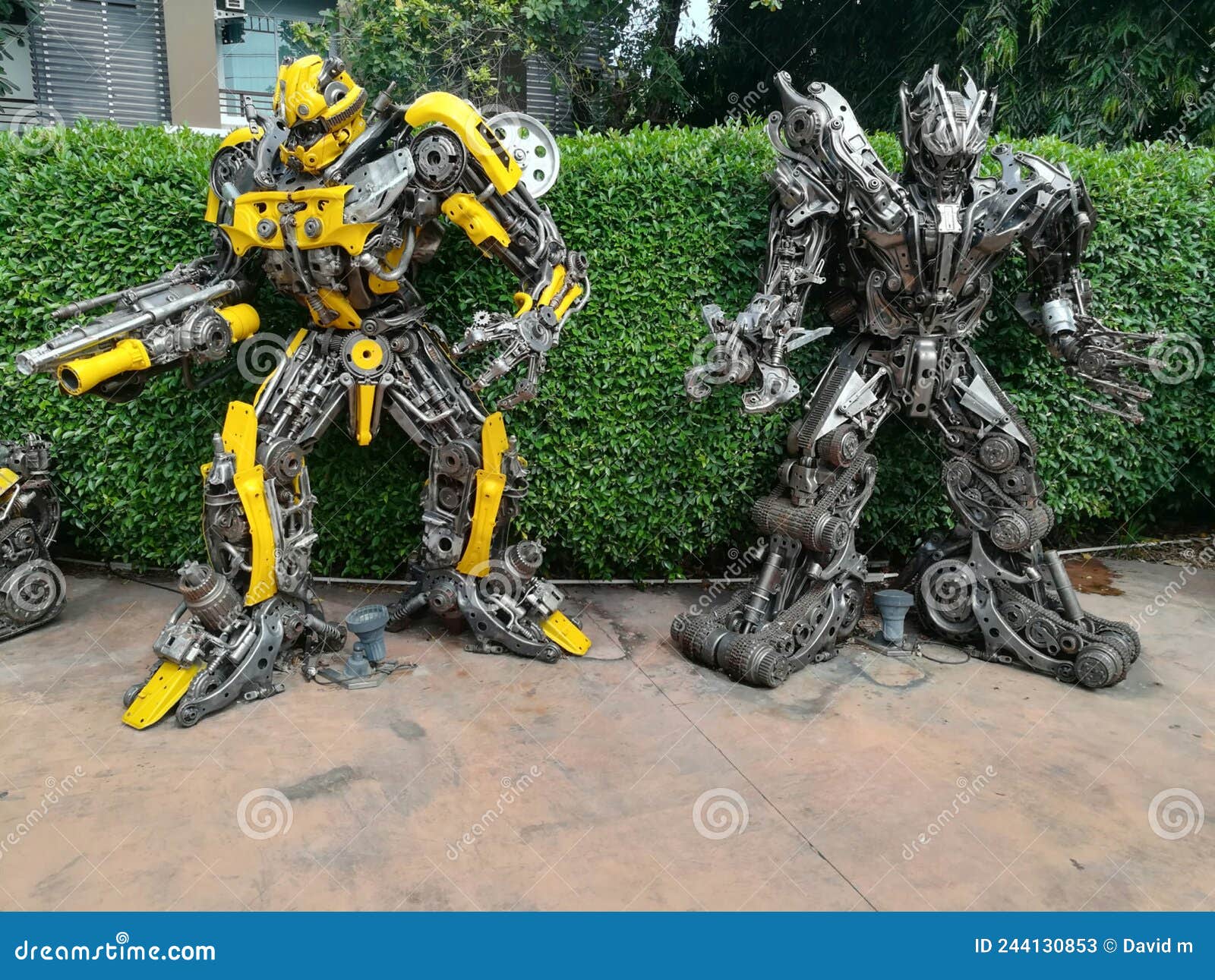 Transformer Bubbles Bee Robot Editorial Stock Photo - Image of weapon ...