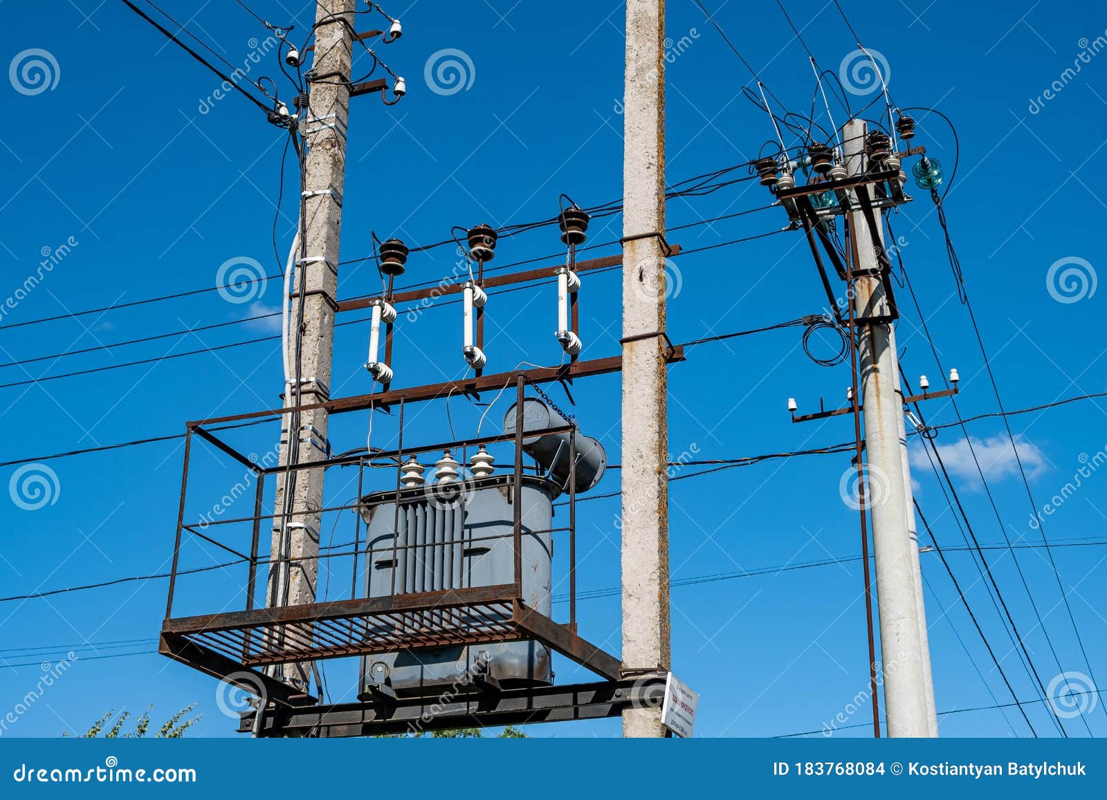 Transformer for Transform High Voltage Electricity Conversion into Low ...