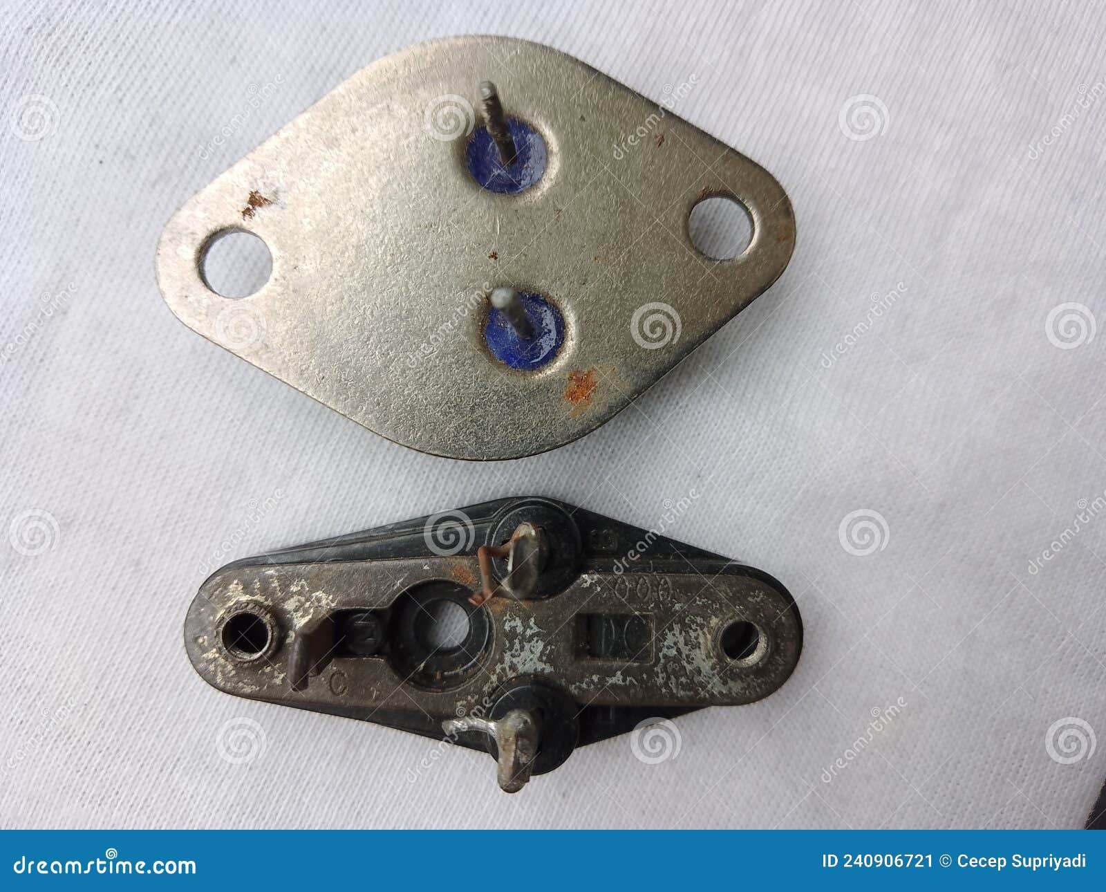 TRANSISTOR and SOCKET PART ELECTRONIC DEVICES Stock Image - Image of ...