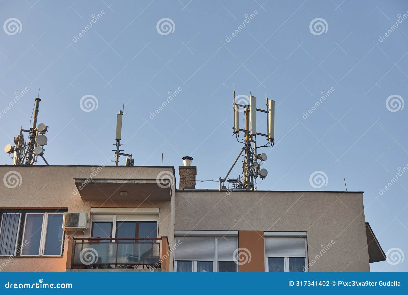 Transmitter Mobile Network Antennas Stock Photo - Image of structure ...